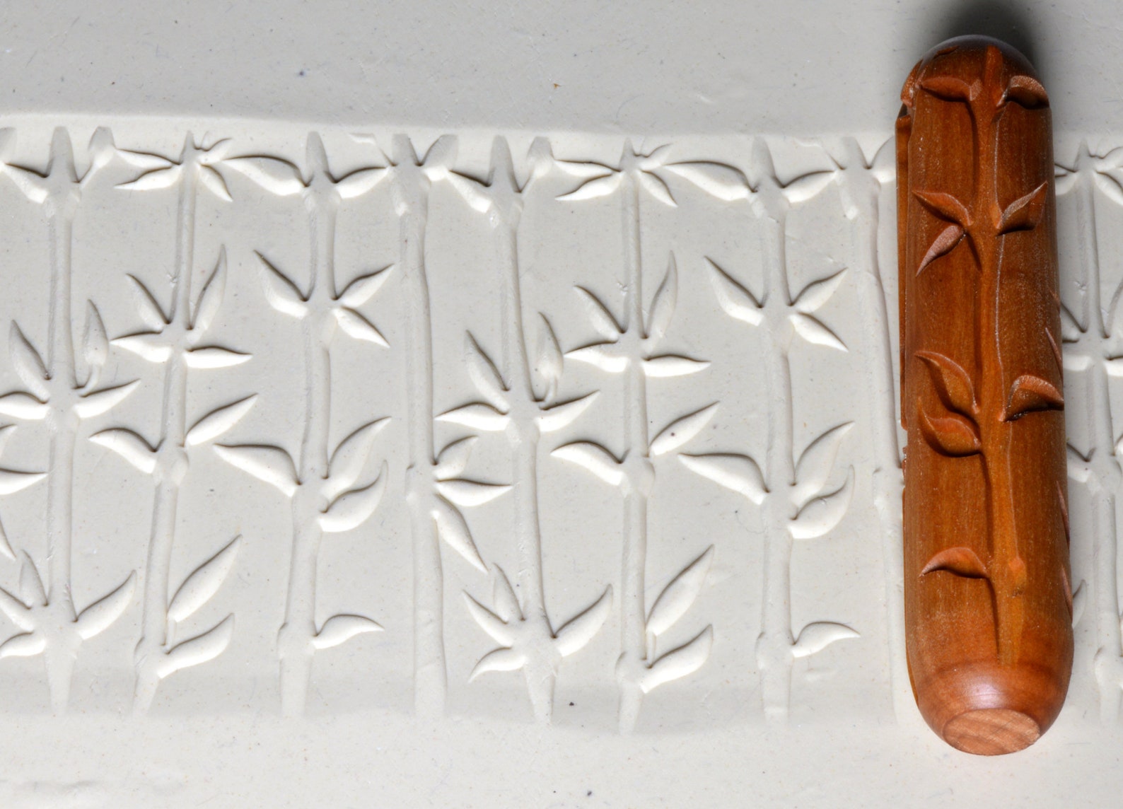 Pottery Hand Roller / Clay Texture Tool - Bamboo R11 - Etsy