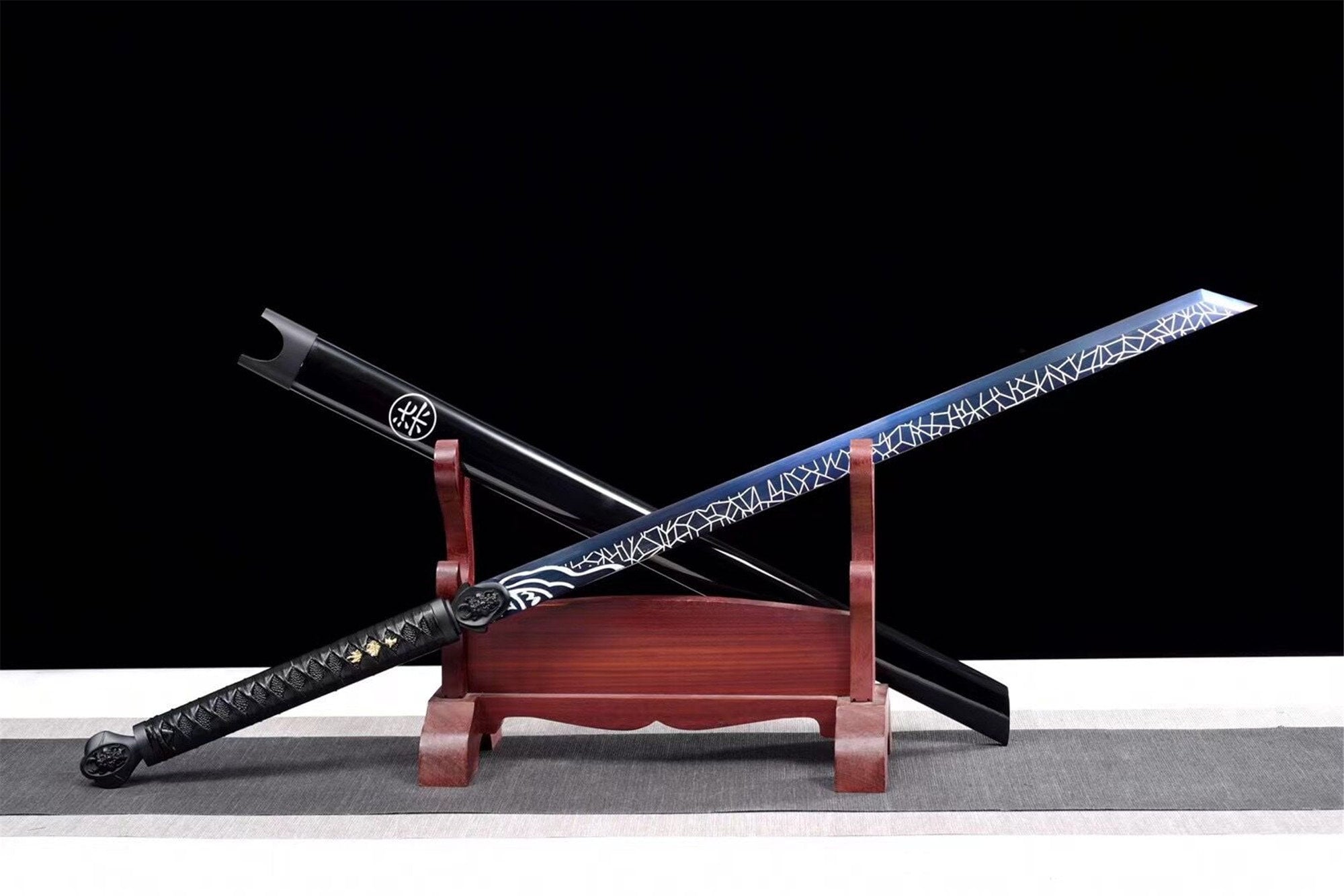Espada de anime daga demoníaca de mil fragmentos espada - Etsy México