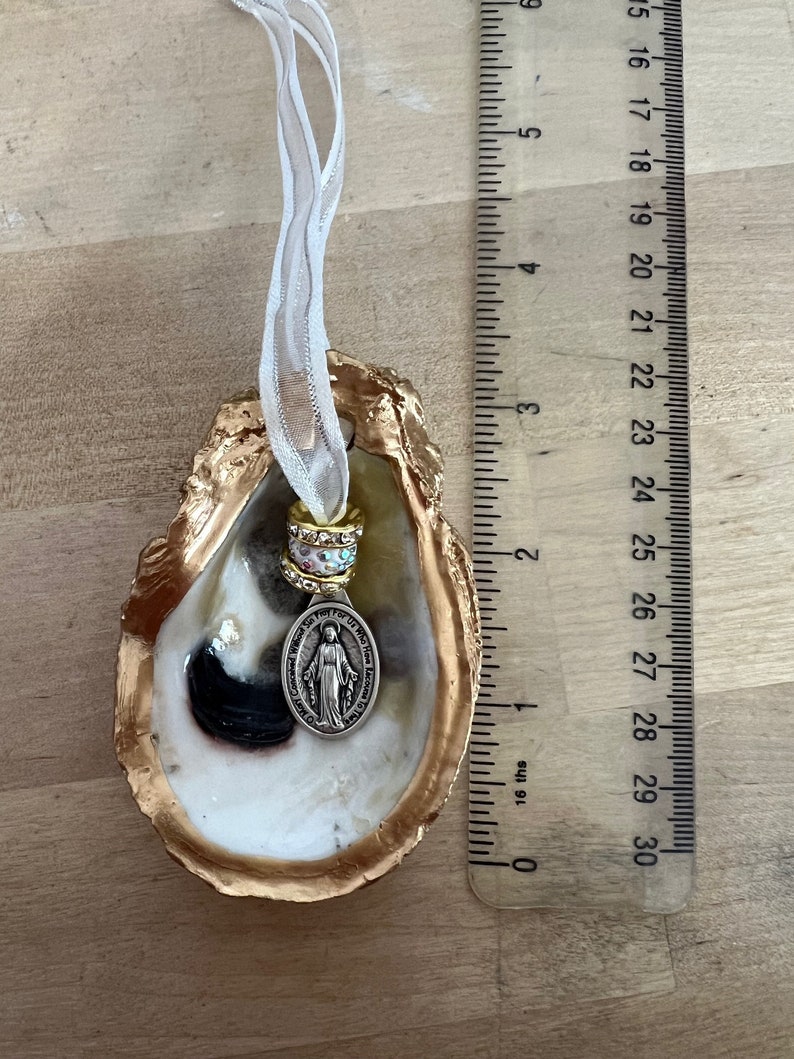 Virgin Mary, Mother Mary, Blessed Mother Oyster Shell Ornament - Etsy