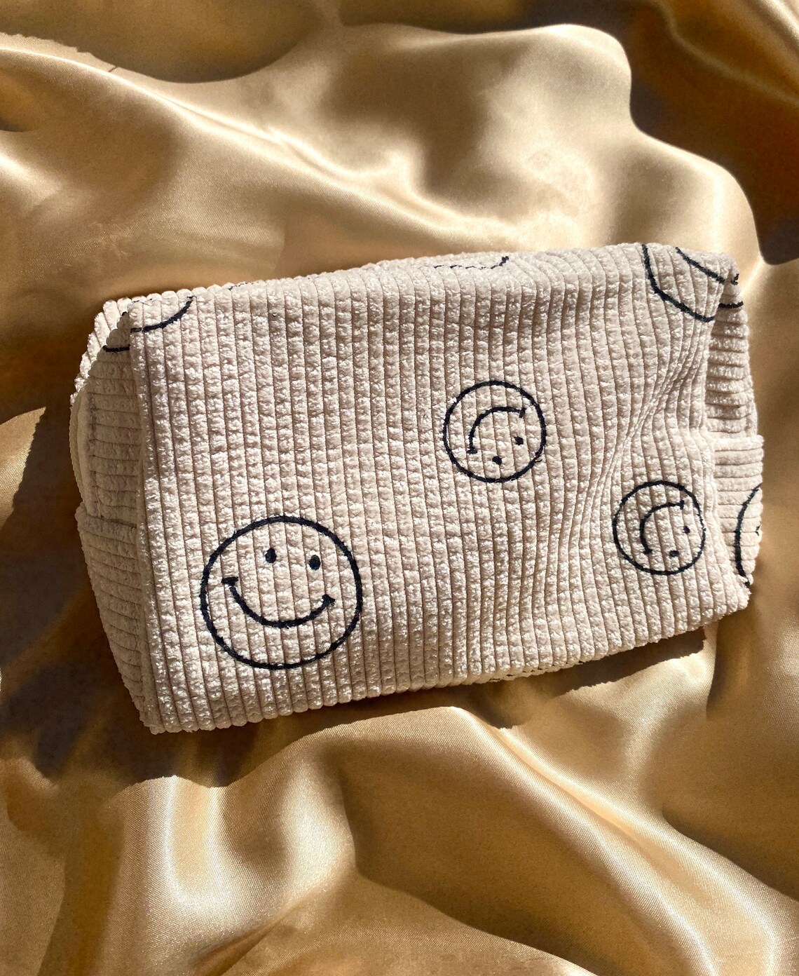 Smiley Face Makeup Bag - Etsy