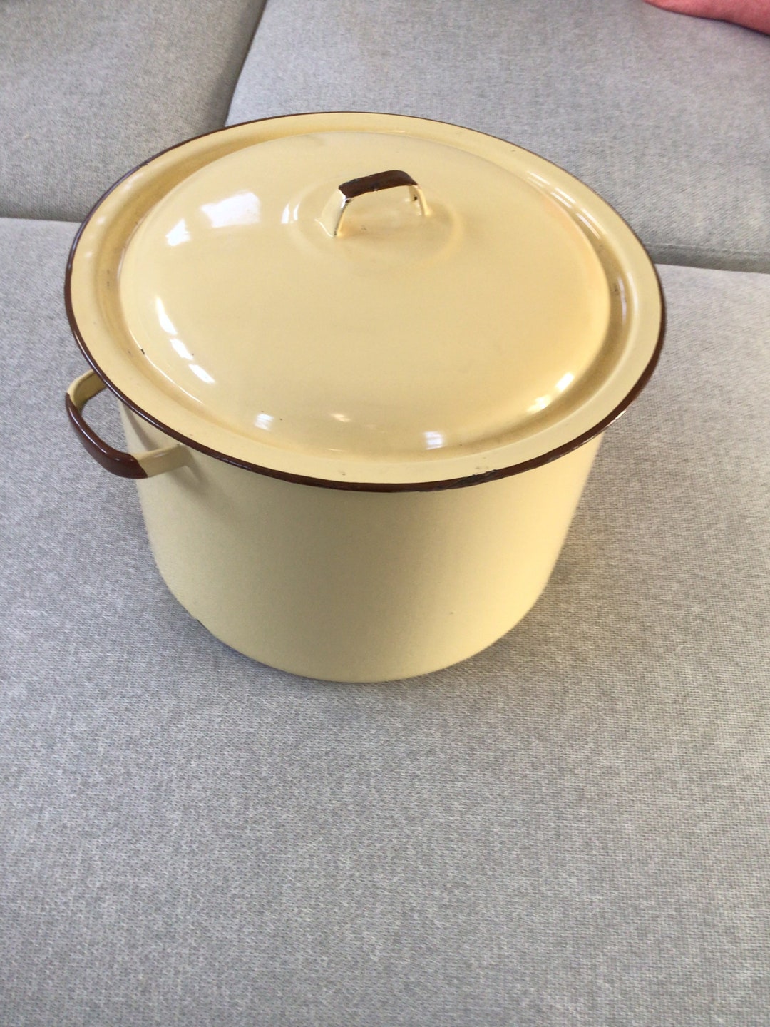 Vintage Yellow Enamel Stockpot With Lid - Etsy