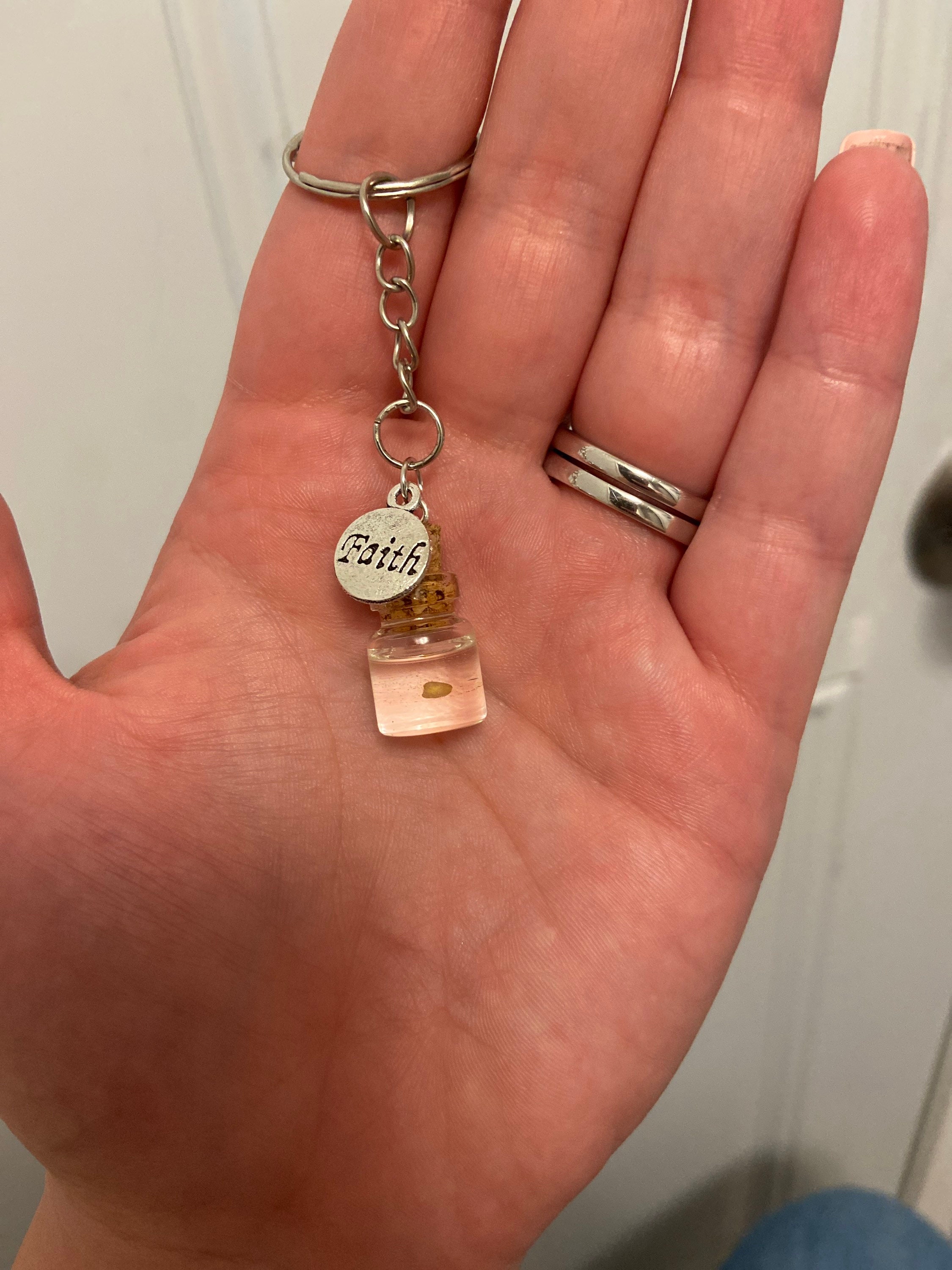 Mustard Seed Faith Keychain - Etsy