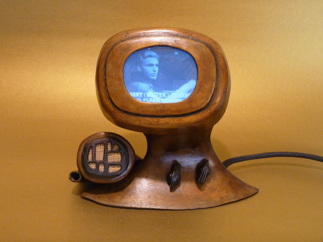 Bronze TV #2 - Etsy