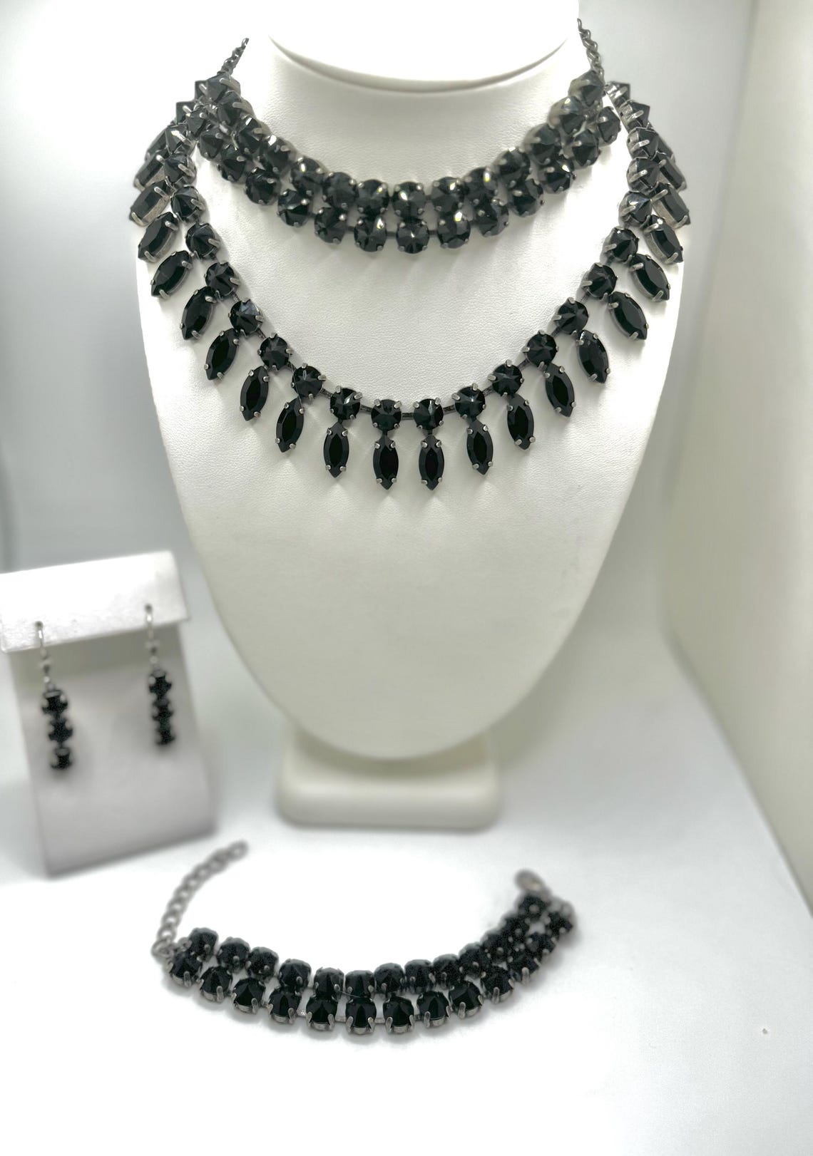 Unique Upscale Goth Bling Swarovski Crystal 3 Stone Dangle Earrings ...