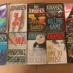 Lot of 10 Iris Johansen Mystery Eve Duncan Forensic Murder Paperback ...