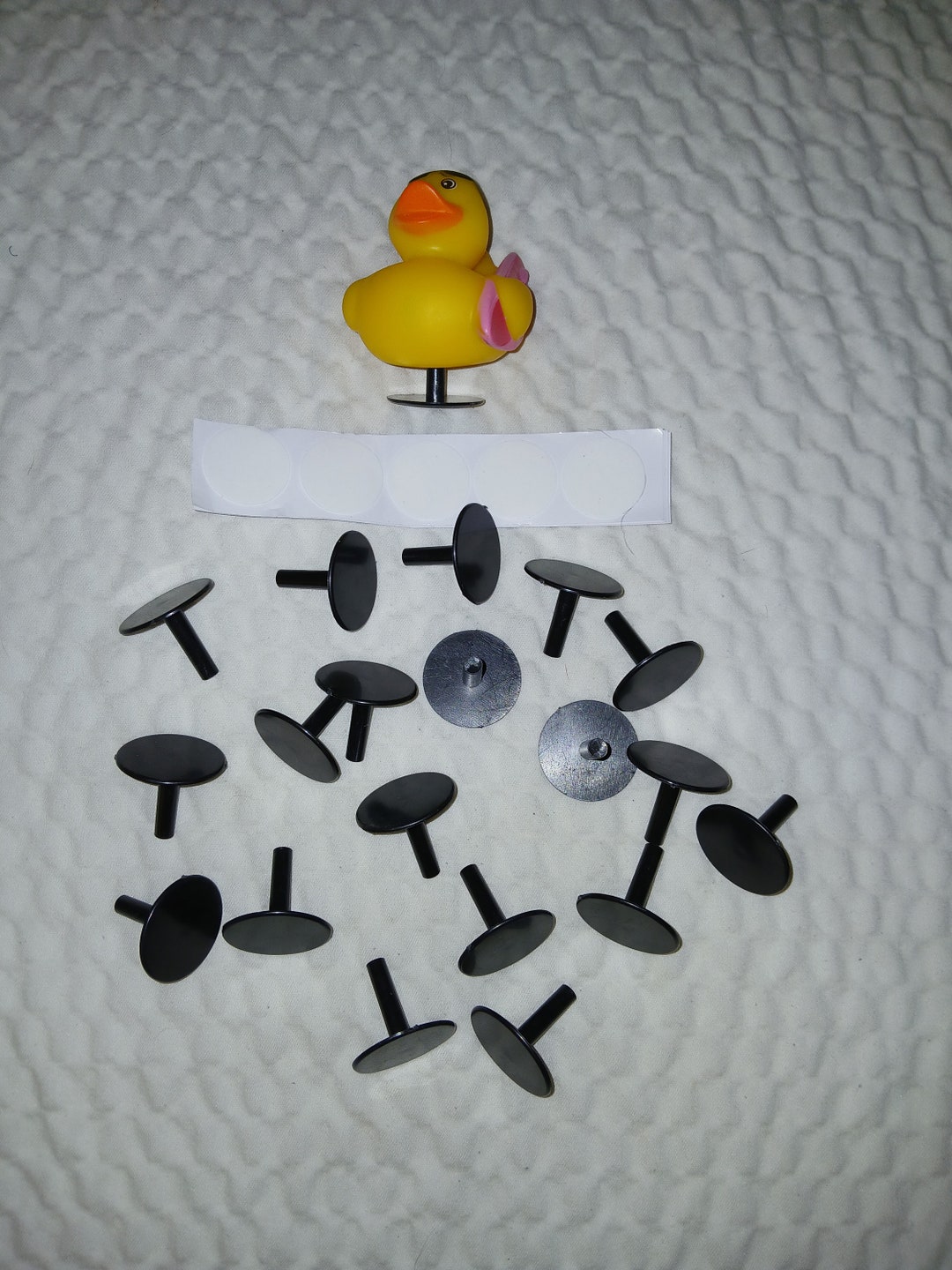20 Rubber Duck Plugs / Holders to Mount on Dashboard Adjustable Height ...