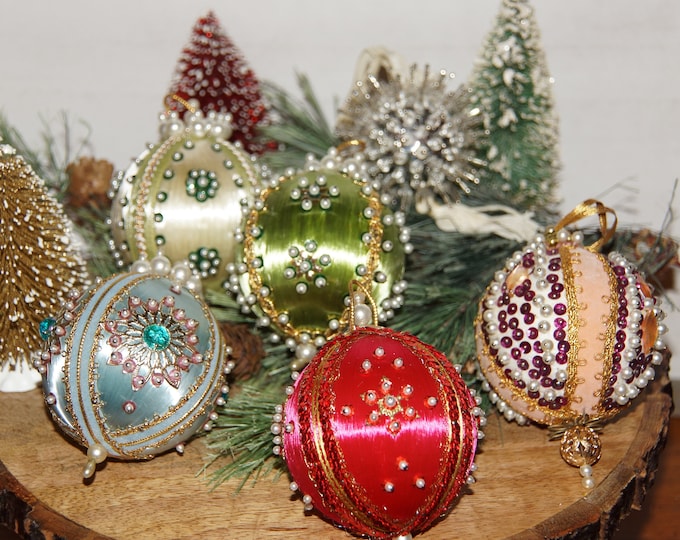 Vintage Beaded Push Pin Ornaments pick One - Etsy Vintage Beaded Push Pin Ornaments pick One - Etsy