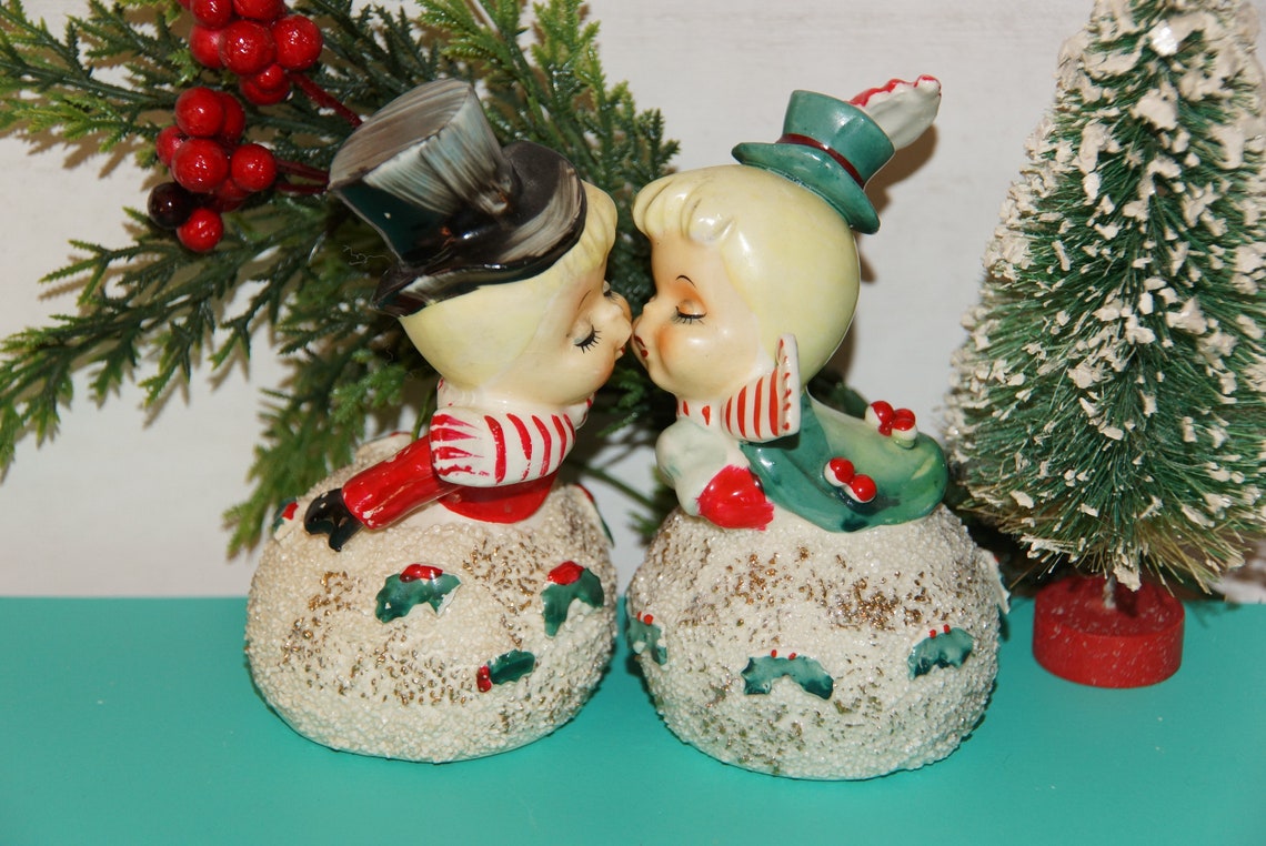 Lefton Kissing Snow Boy and Snow Girl Bells - Etsy