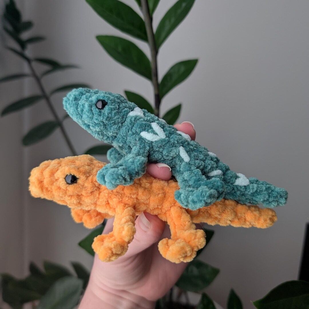 Crochet Lizard Plushie | Little Leggy Lizard Friend - Etsy