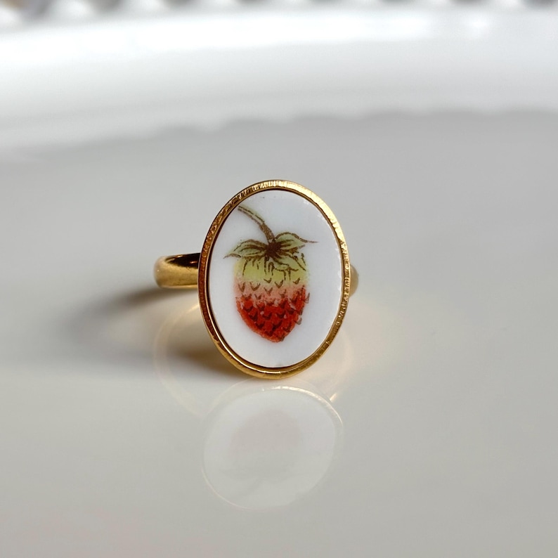 Ladybug Adjustable Gold Ring | Broken China Handmade Jewelry - Etsy UK