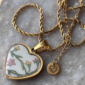 Vintage Broken China Flower Necklace | Reclaimed Porcelain Jewelry - Etsy