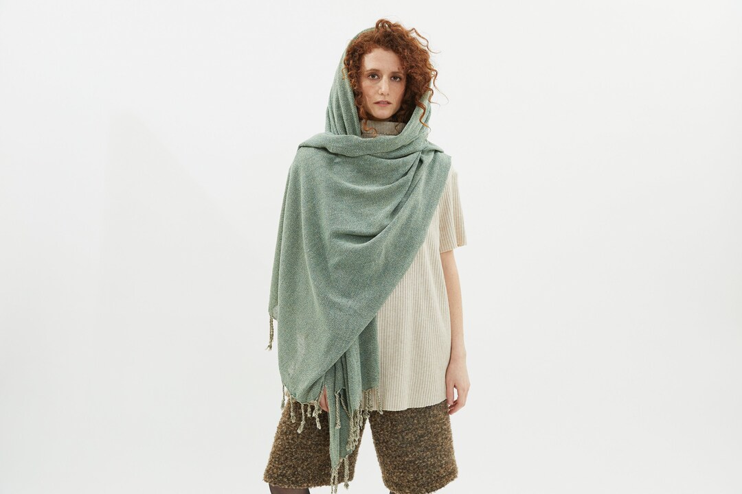 100% Natural Raw Silk Green Shawl Hand Loomed Women Shawl All Seasons ...