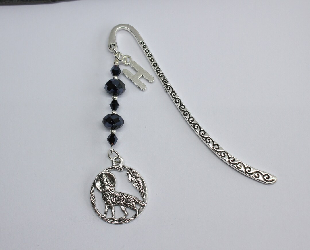 Personalized Howling Wolf Bookmark: Silver Charm, Glass Beads - Etsy