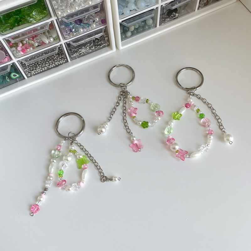 Aesthetic Key Chain - Etsy