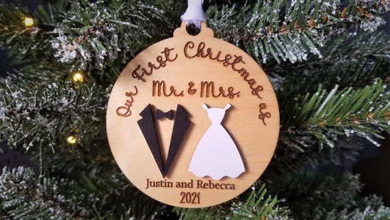 2023 First Christmas Married Ornament Custom Wedding Ornaments Personalized Holiday Gift Groom Bride Bridal Engagement Marriage Etsy UK