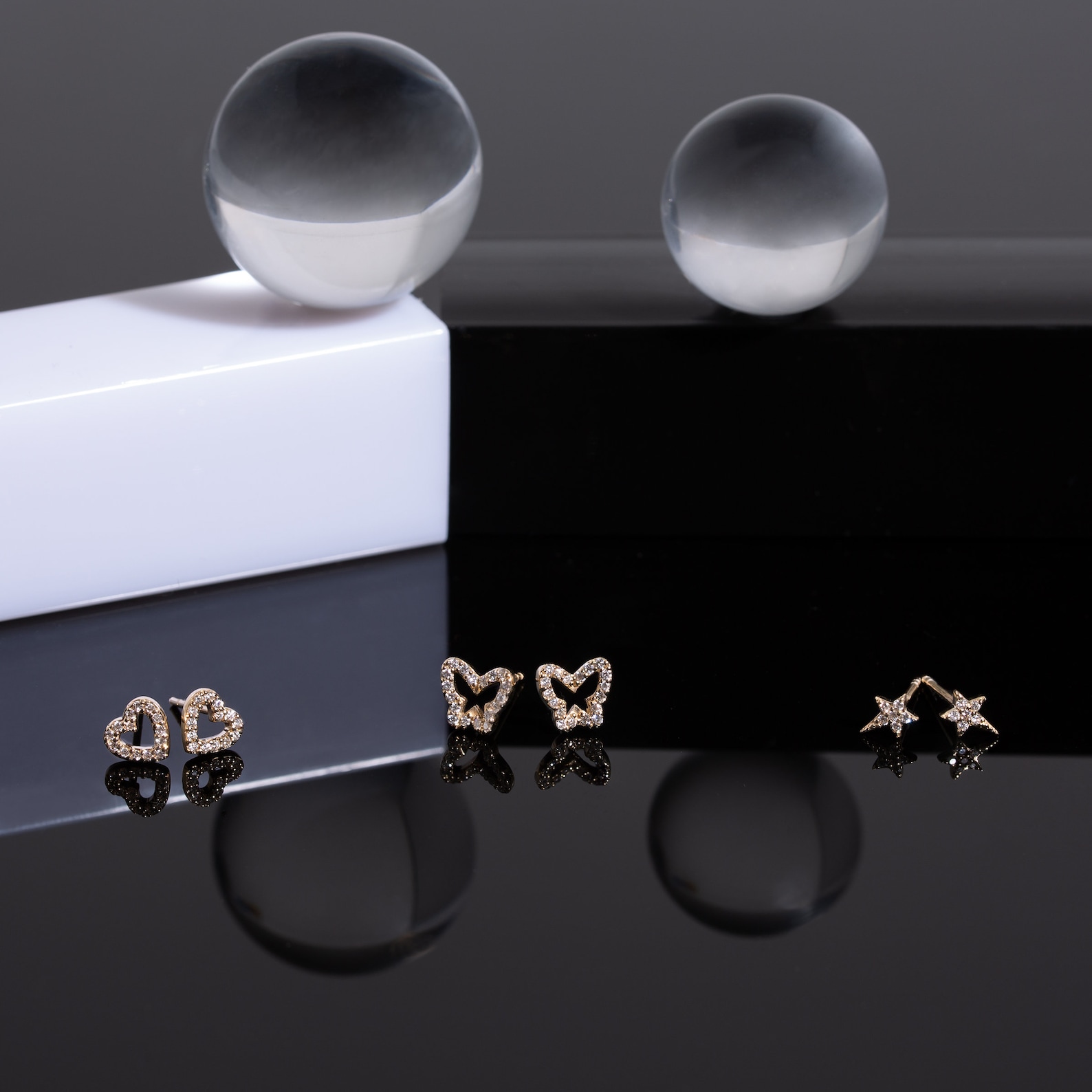 14K Gold Diamond Star Earrings - Etsy