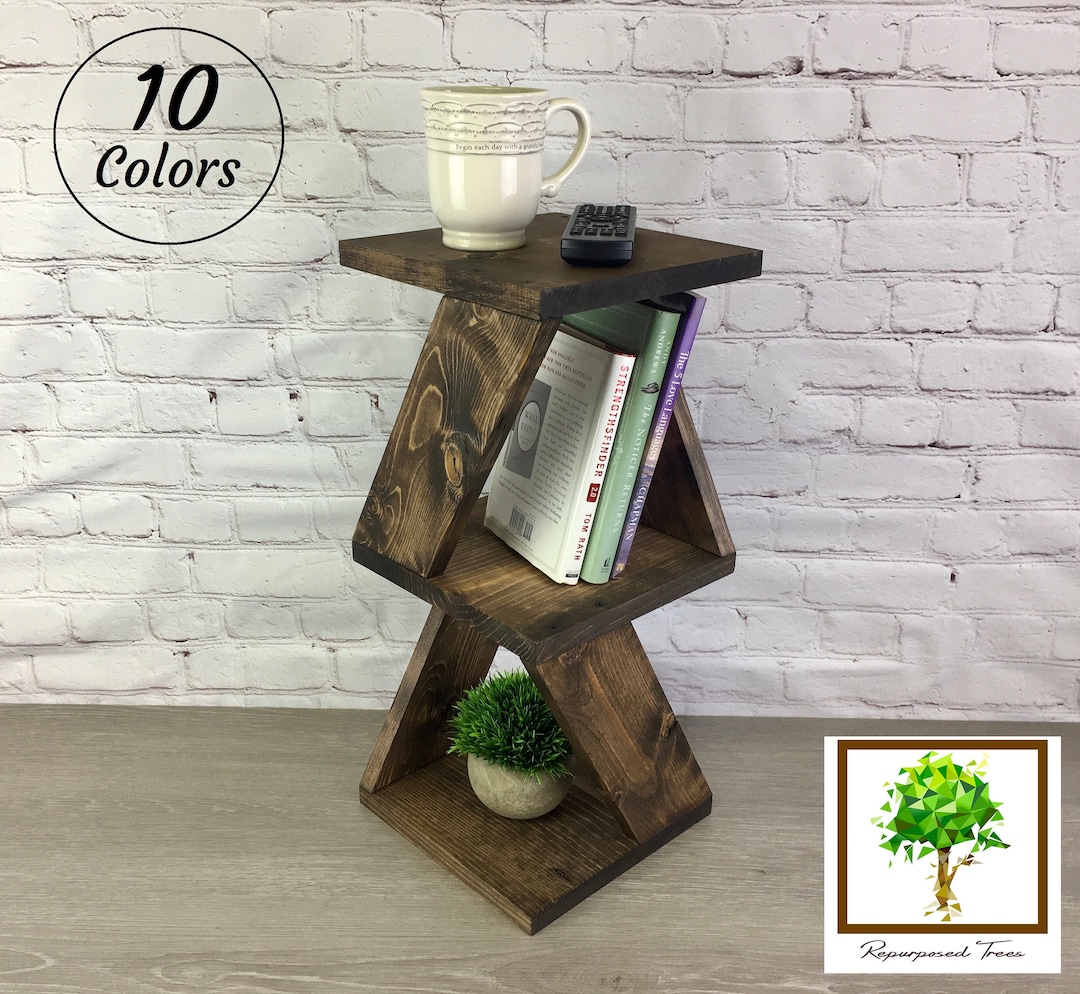 Minimalist Triangle Side Table: Natural Wood Bedside Accent Table - Etsy