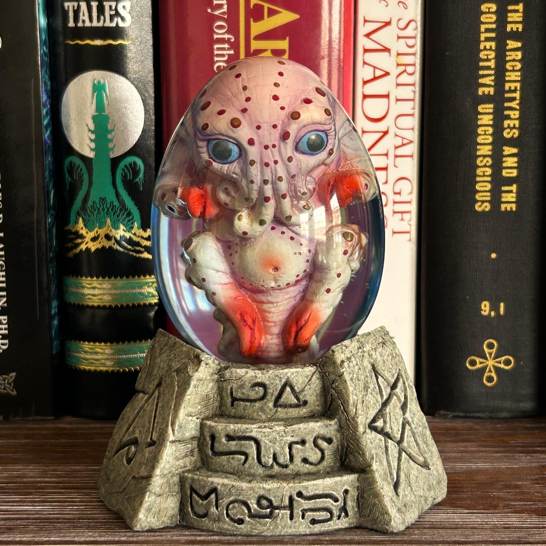 Baby Cthulhu / Cthulhu Baby / Cthulhu Spawn With Necronomicon Sigil ...