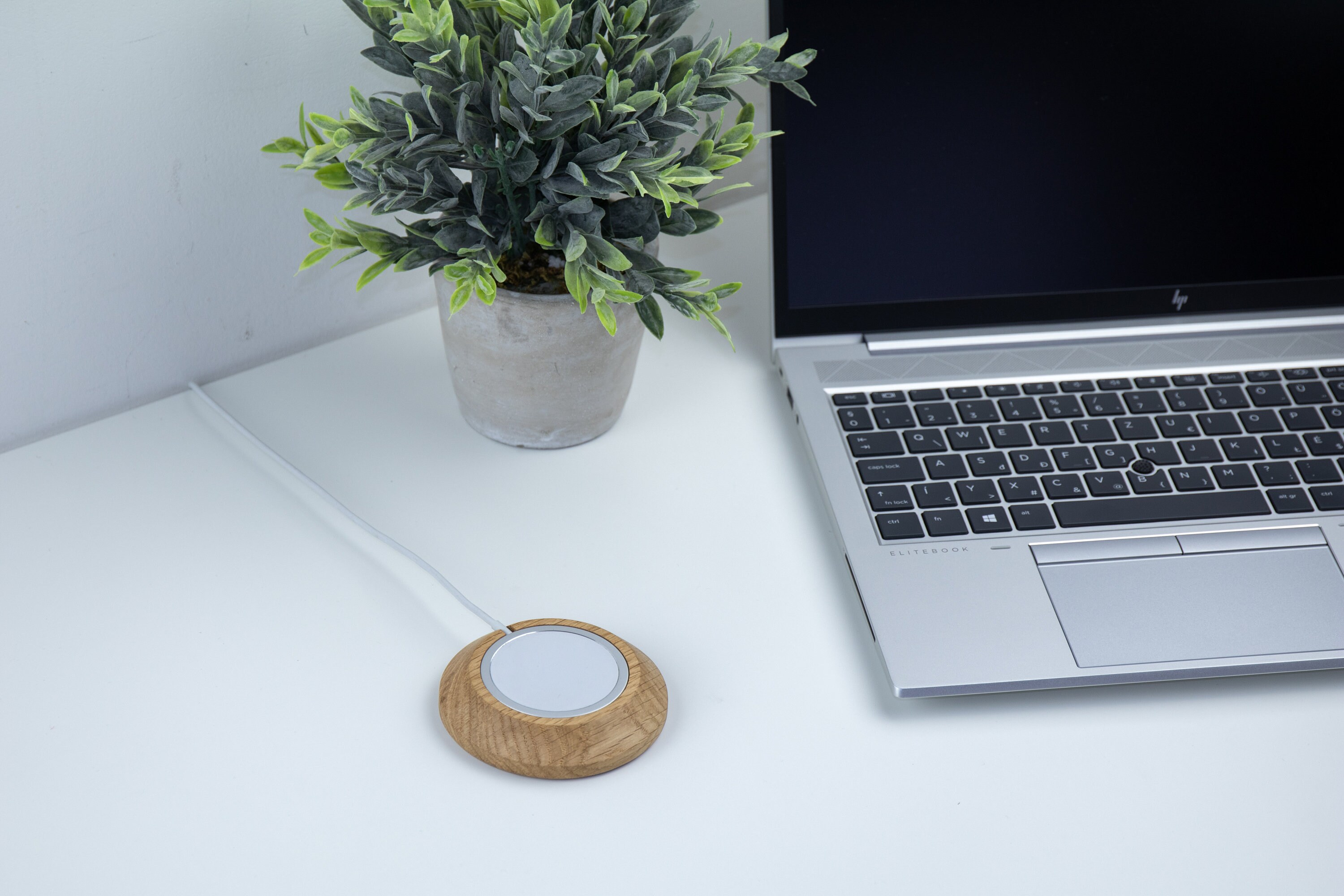 Magsafe Wood Stand Charging Station for Iphone 12/13/14 - Etsy