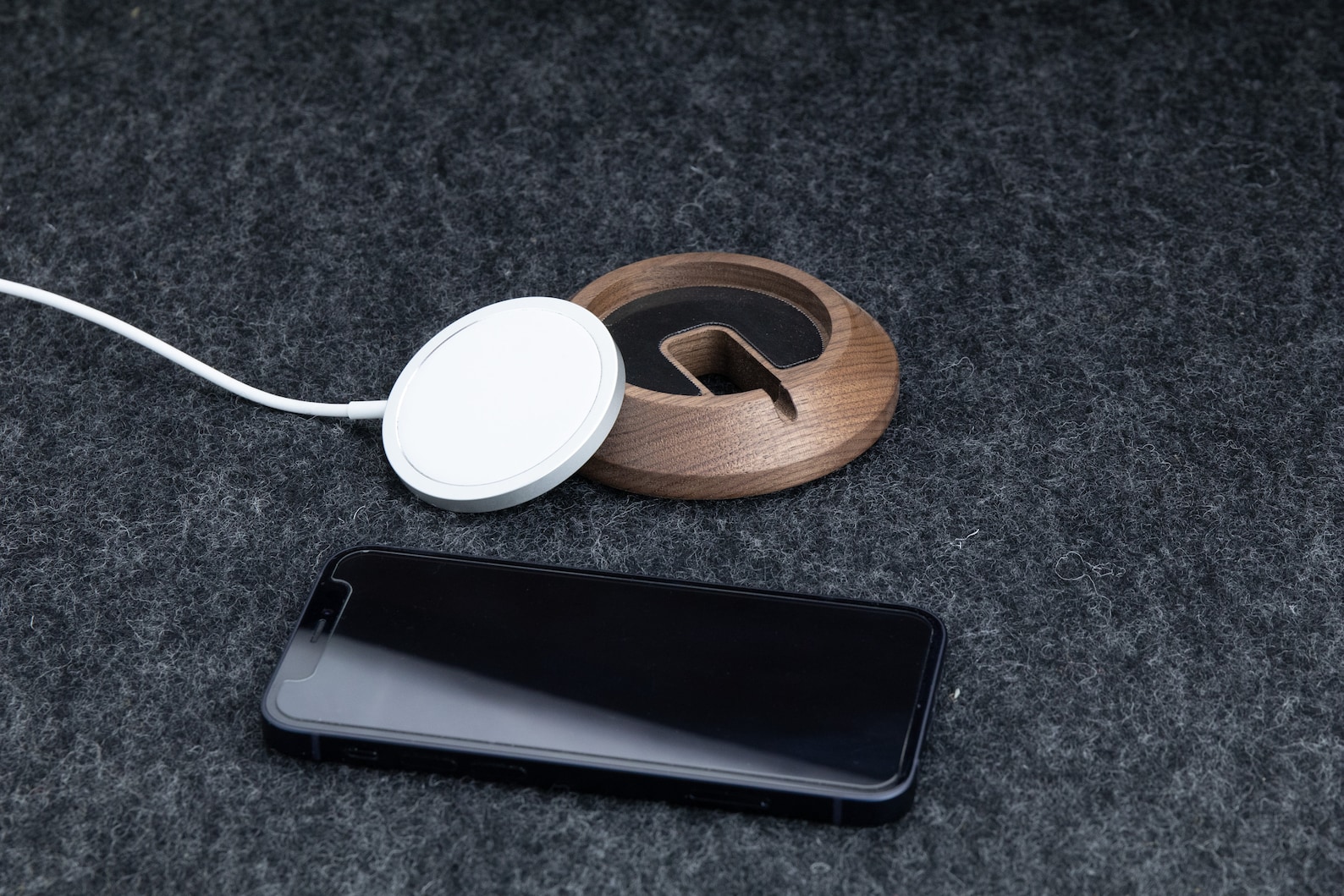Magsafe Wood Stand Charging Station for Iphone 12 and 13 - Etsy