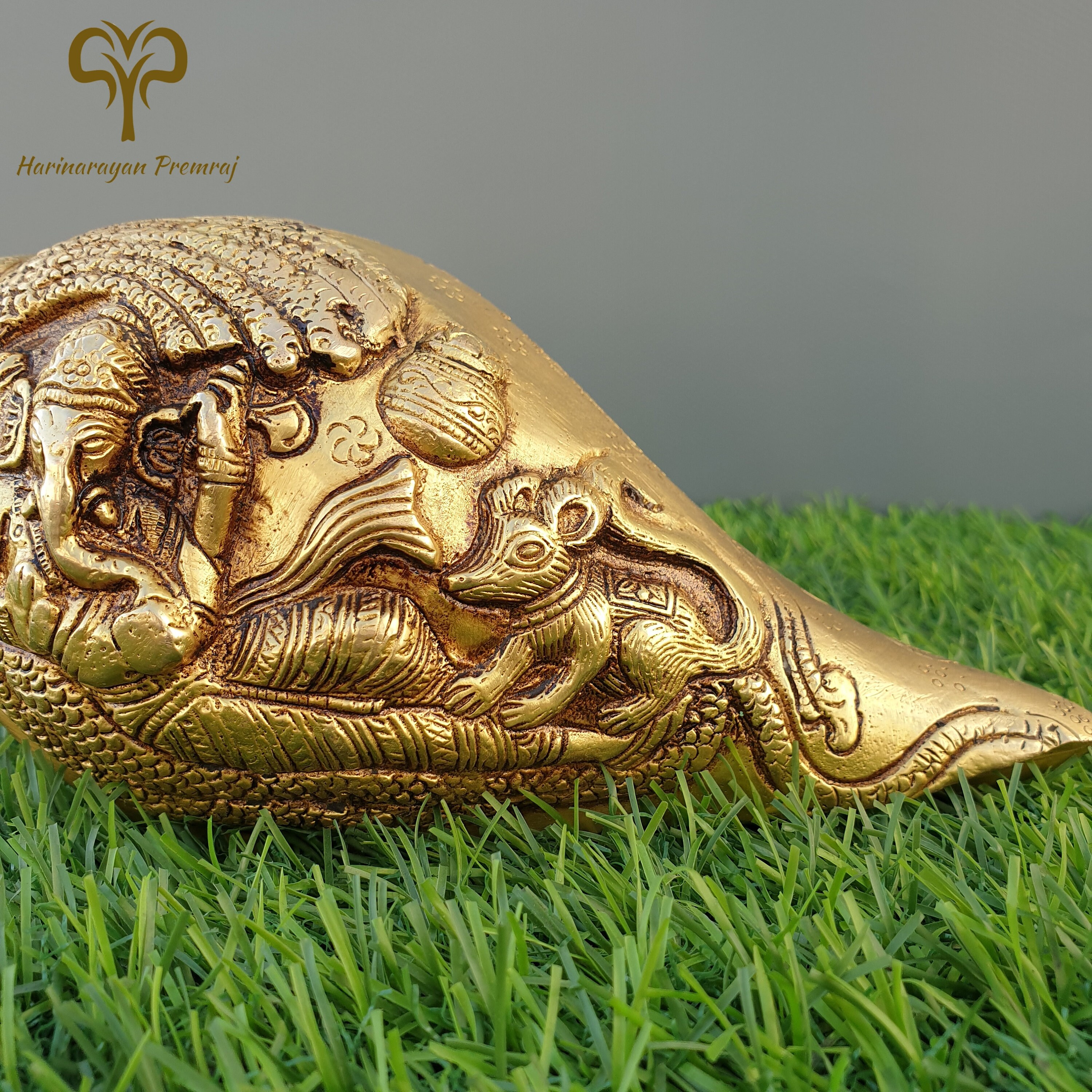 Brass Lord Ganesha Carving Conch Shell, 18CM Brass Conch Shankh ...
