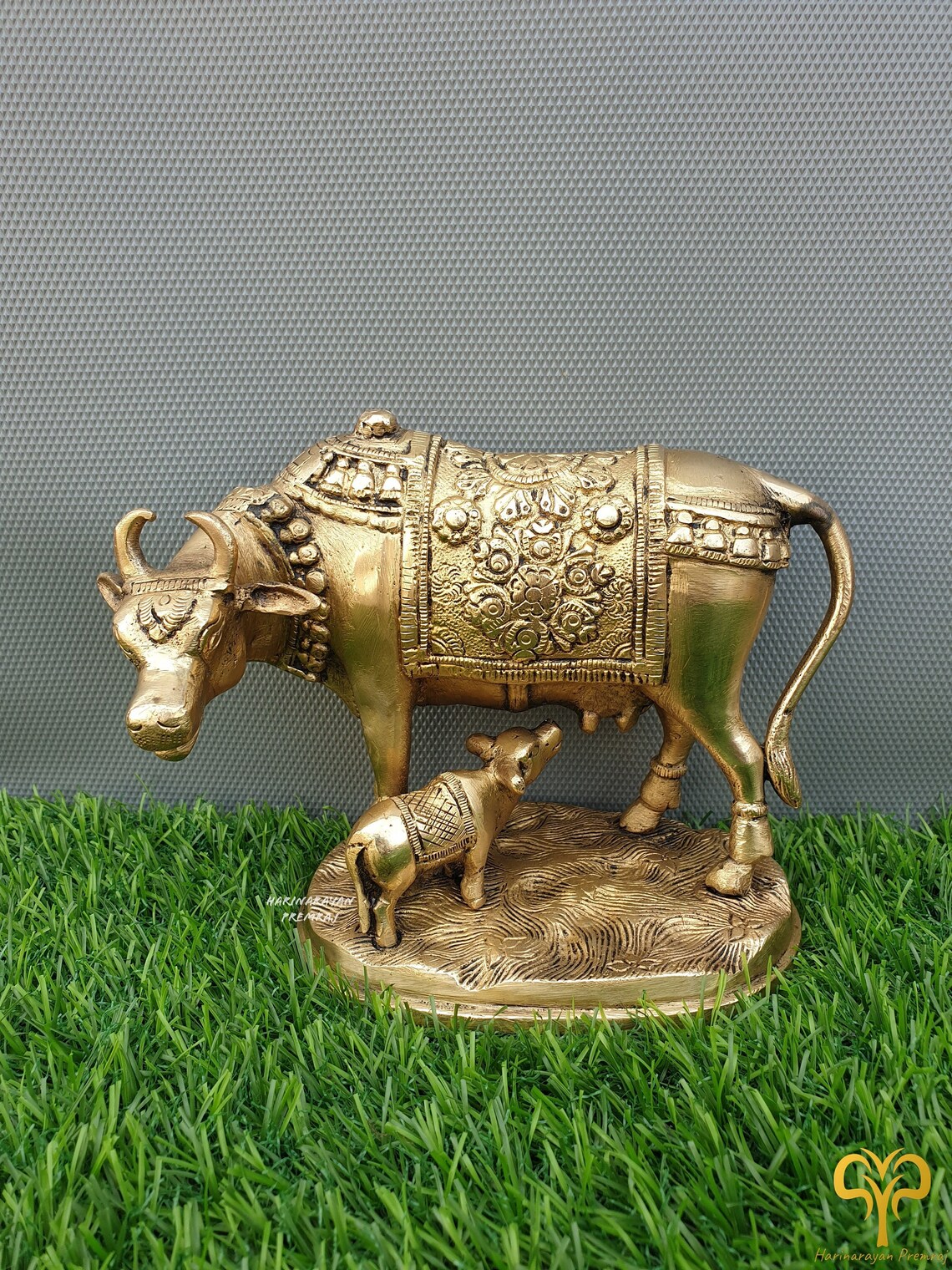 Brass Kamdhenu Cow Statue, Cow With Calf Idol, 6.5" Inch, Brass, Good ...