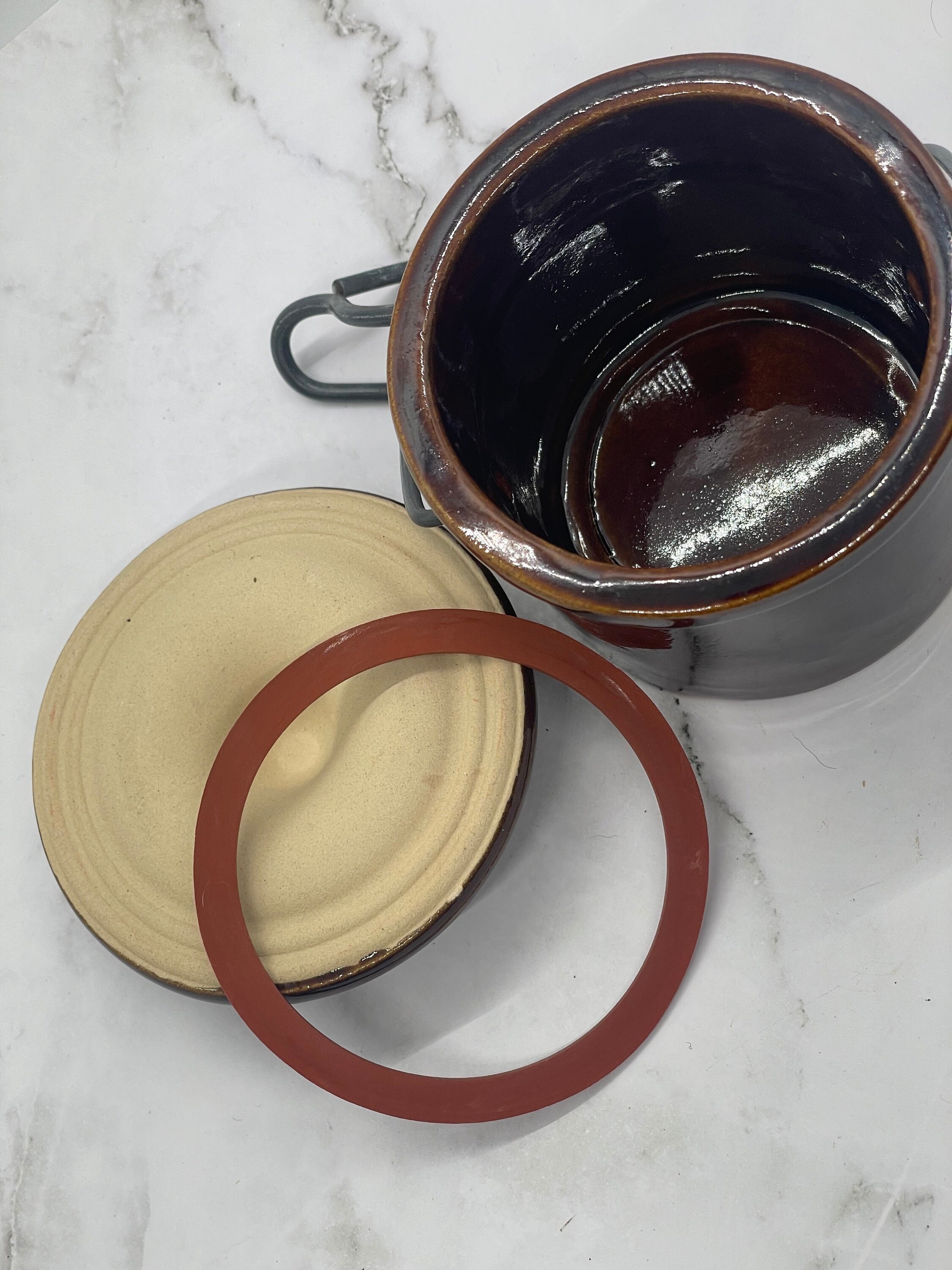 Small Vintage Stoneware Crock With Lid and Wire Bail - Etsy