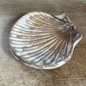 Handmade Ceramic Sea Shell Bowl Scallop Shell Ceramic Ring Dish Trinket ...