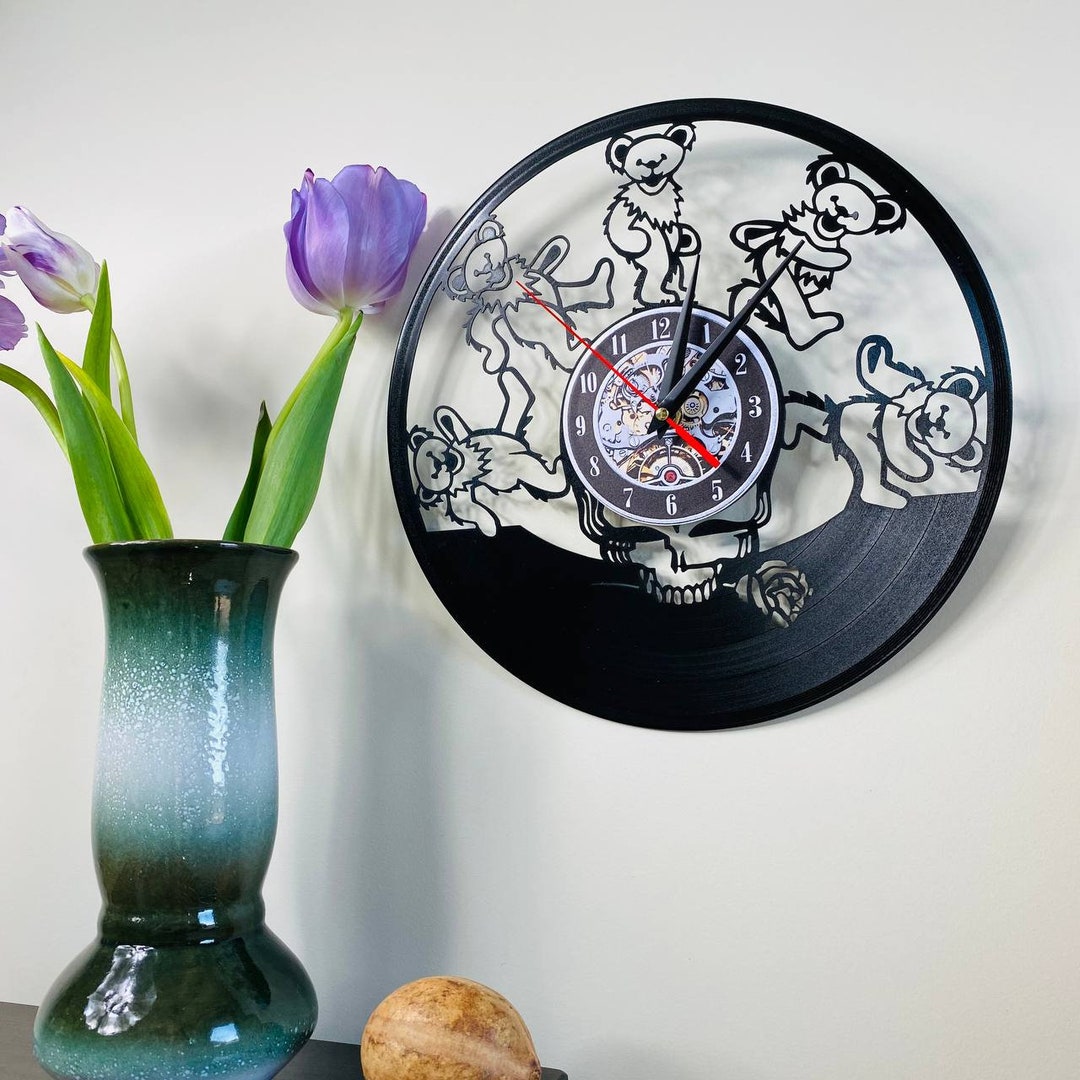 Vinyl Record Cut Out Wall Clock - Man Cave Music Room Decor - Etsy