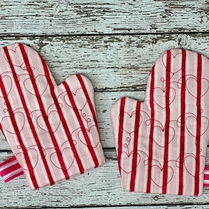 Child's Handmade Pretend Play Oven Mitt Set for Kitchen Time ...