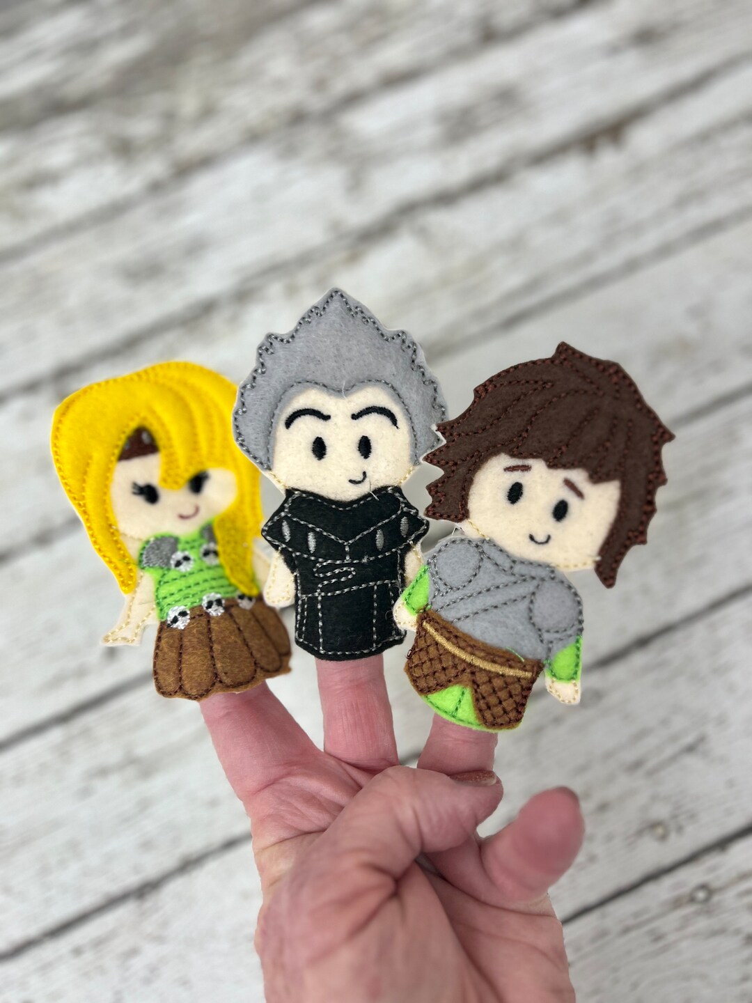 Norsemen Viking Dragon Slayer Finger Puppets - Eco-friendly Story Props ...
