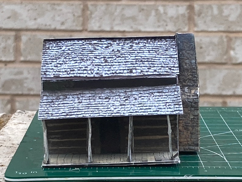 HO Scale 1820s John Olive Cabin: Model Railroad Diorama Display - Etsy