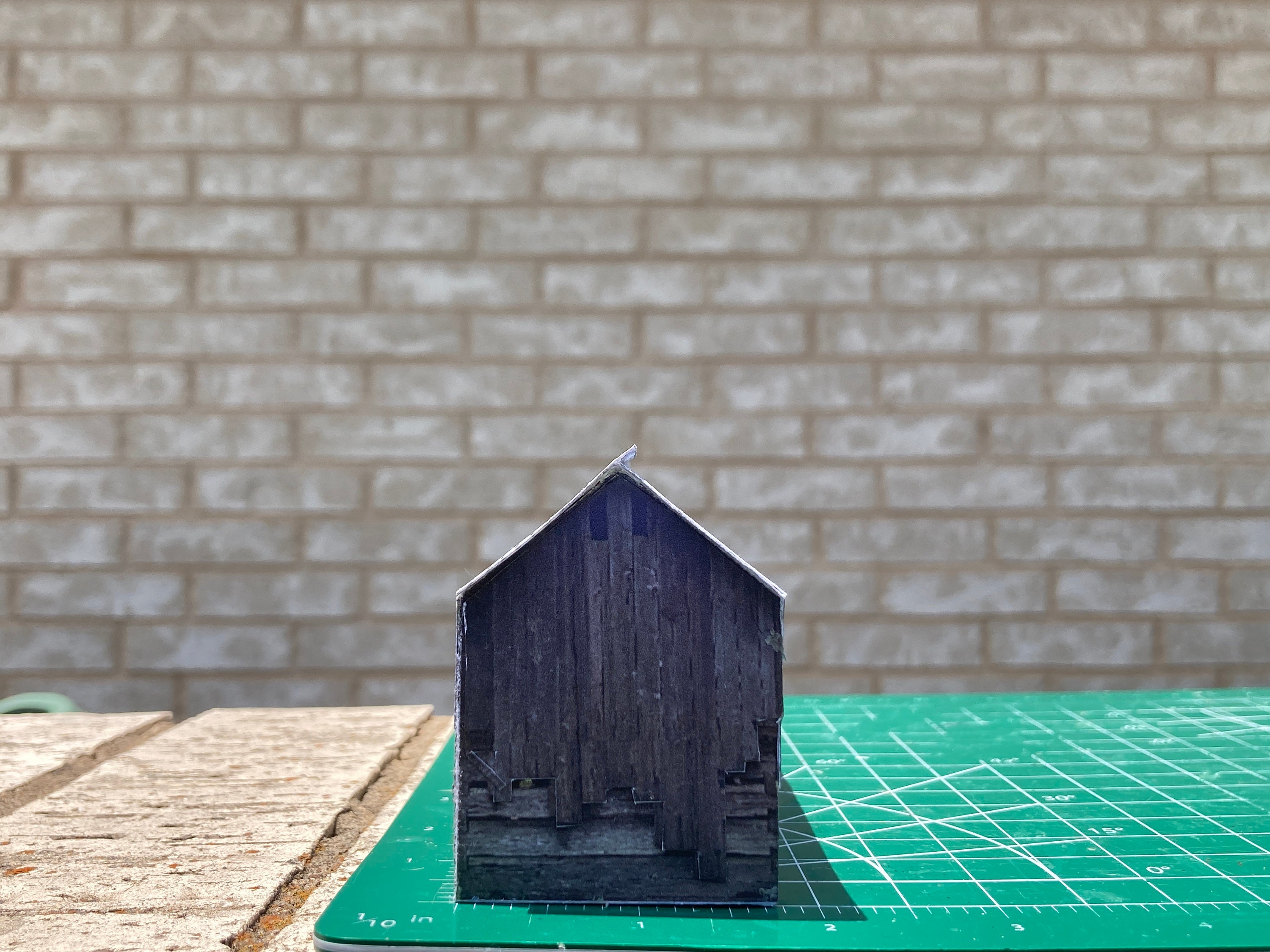 HO Scale Cable Barn, Custom Built From Cardstock for School or History ...