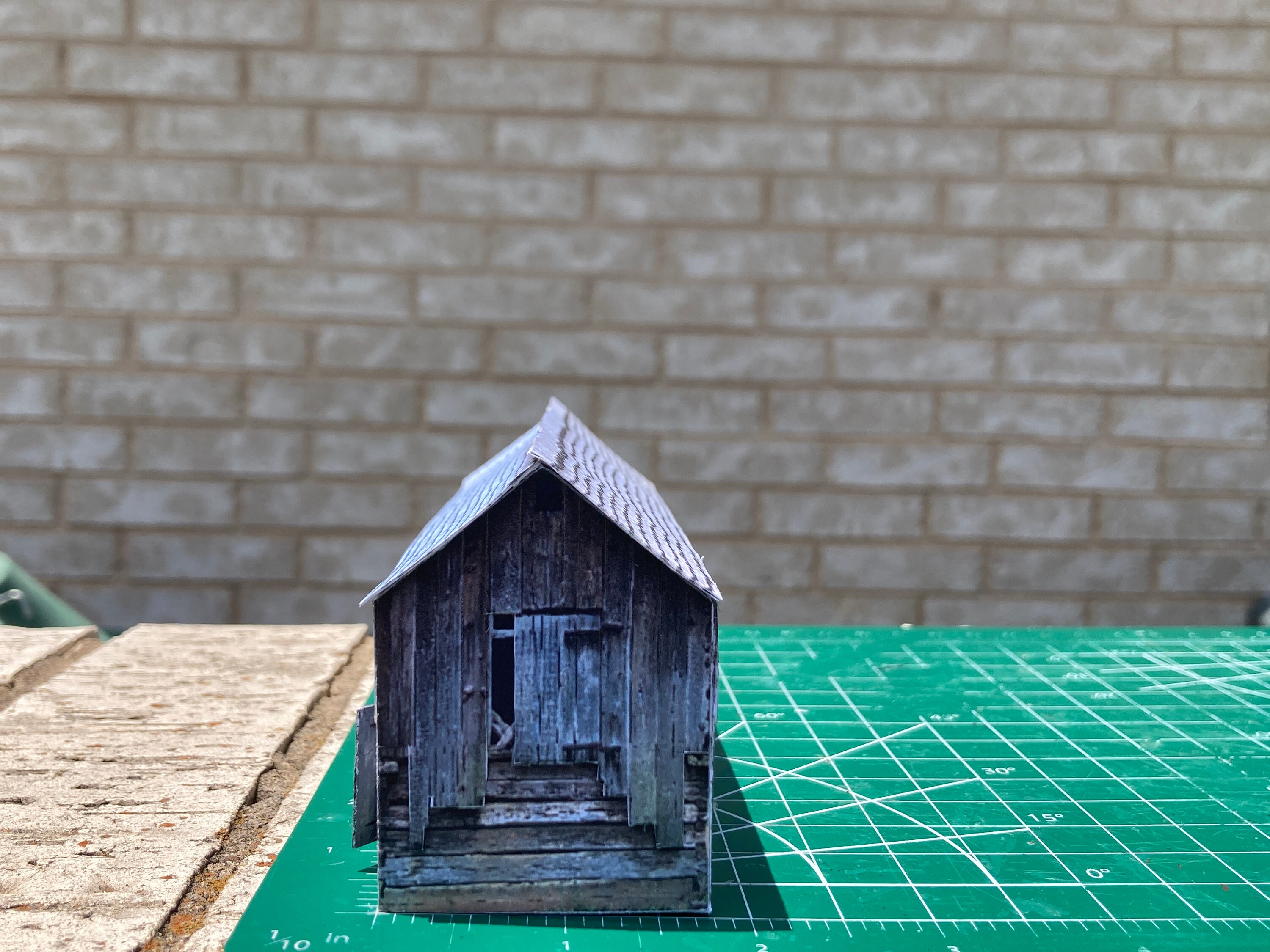 HO Scale Cable Barn, Custom Built From Cardstock for School or History ...