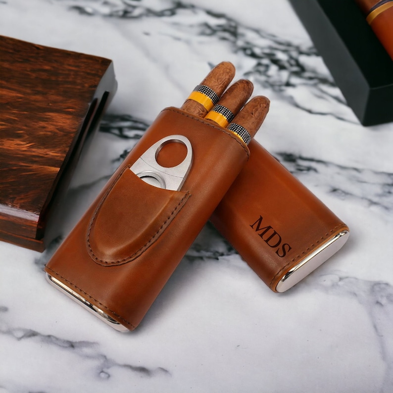 Personalized CIGAR HUMIDOR CASE Cigars Accessories Travel Box Groomsmen ...