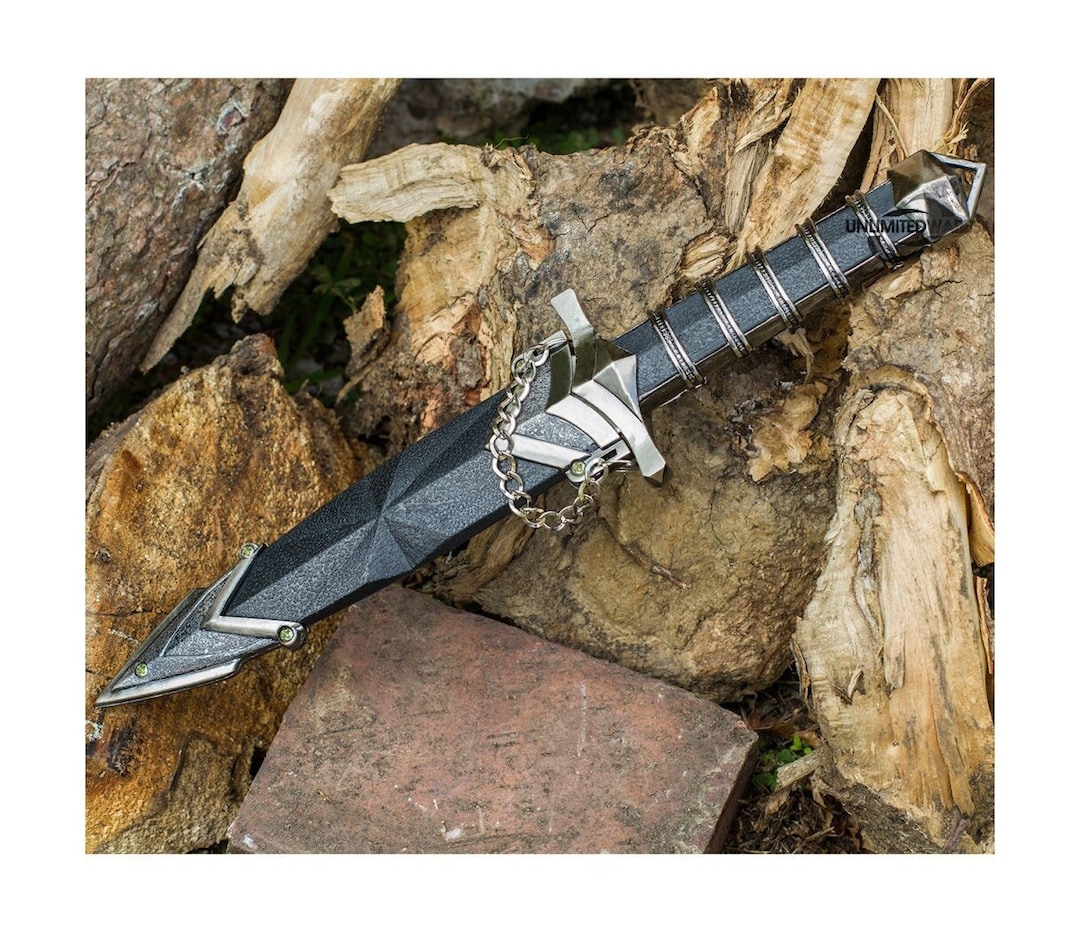 Personalized FANTASY DAGGER & SHEATH Custom Engraved Swords Groomsmen ...