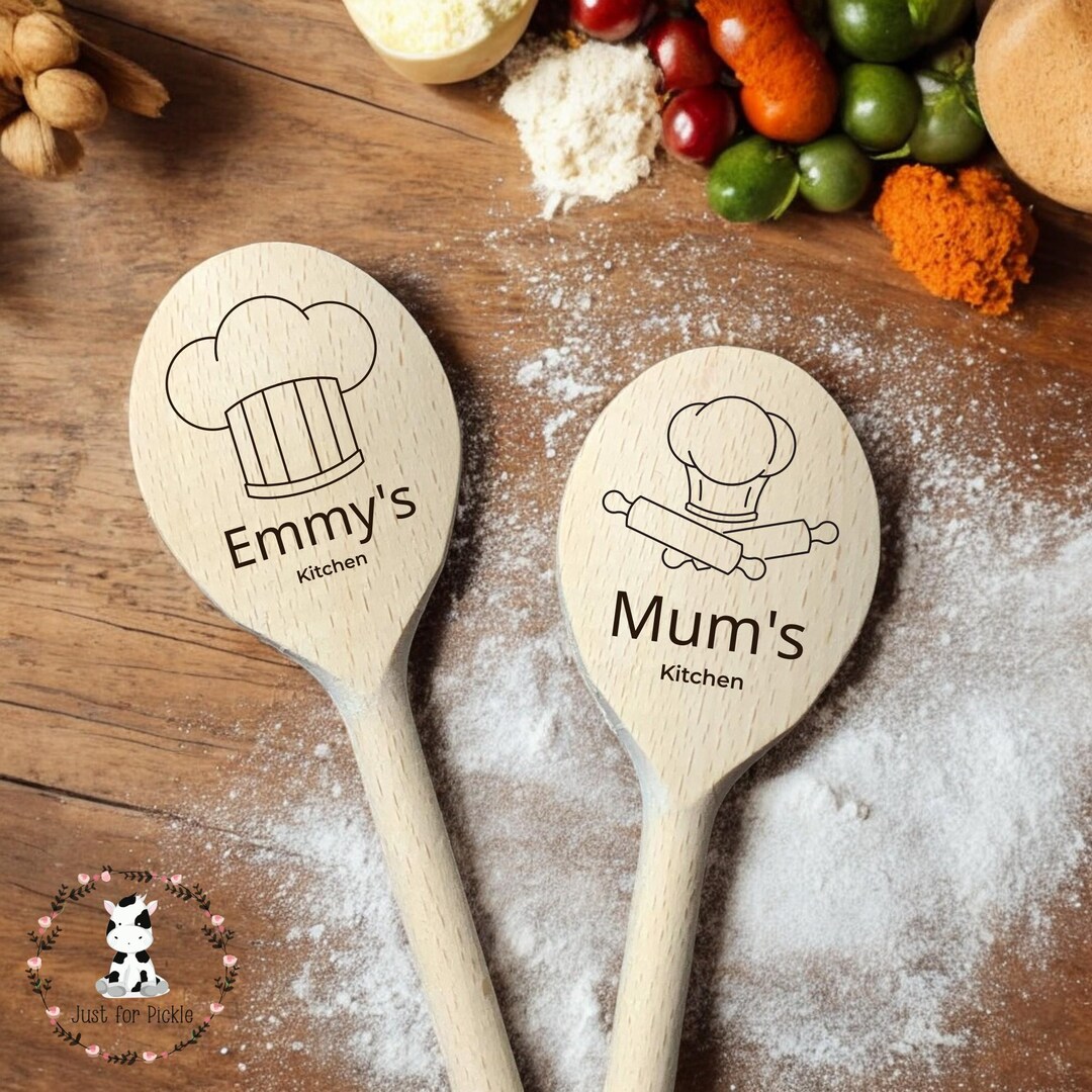 Engraved Wooden Spoon, Personalised Gift for Mum, Kitchen Gift, Mums ...