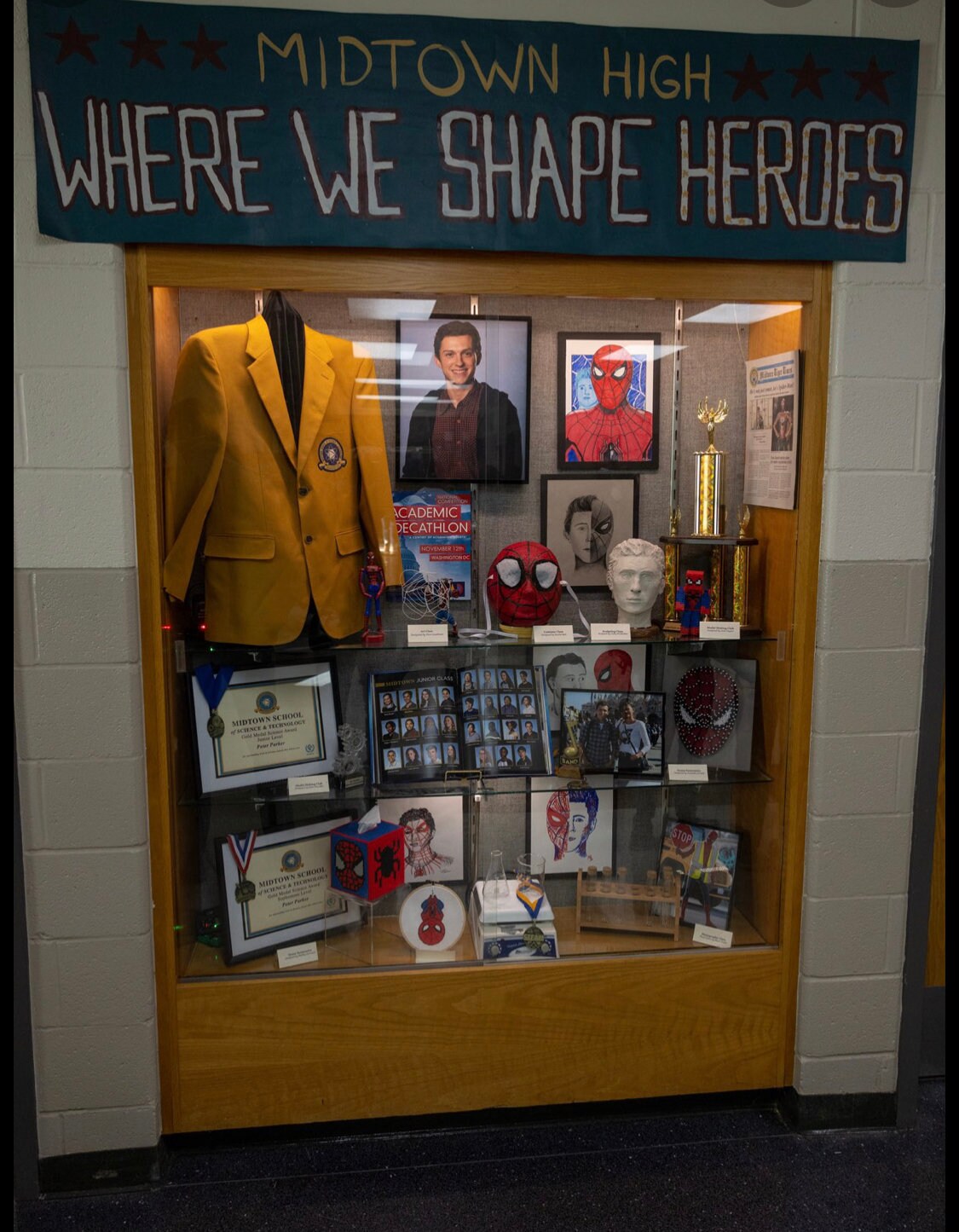 Spiderman Tissue Box Cover as Seen in No Way Home - Etsy