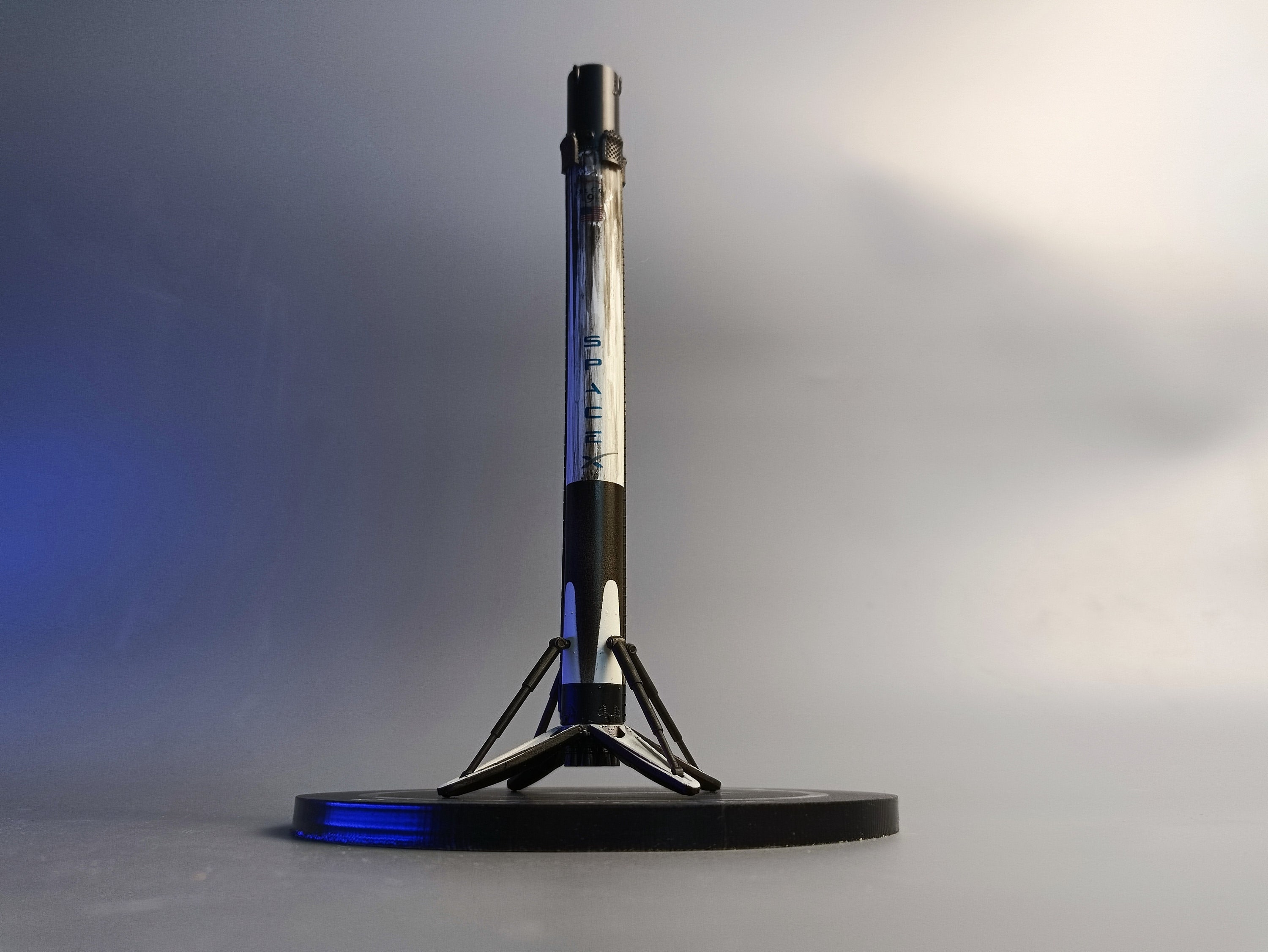 Falcon 9 First Stage Booster on Landing Zone Spacex UHD - Etsy UK