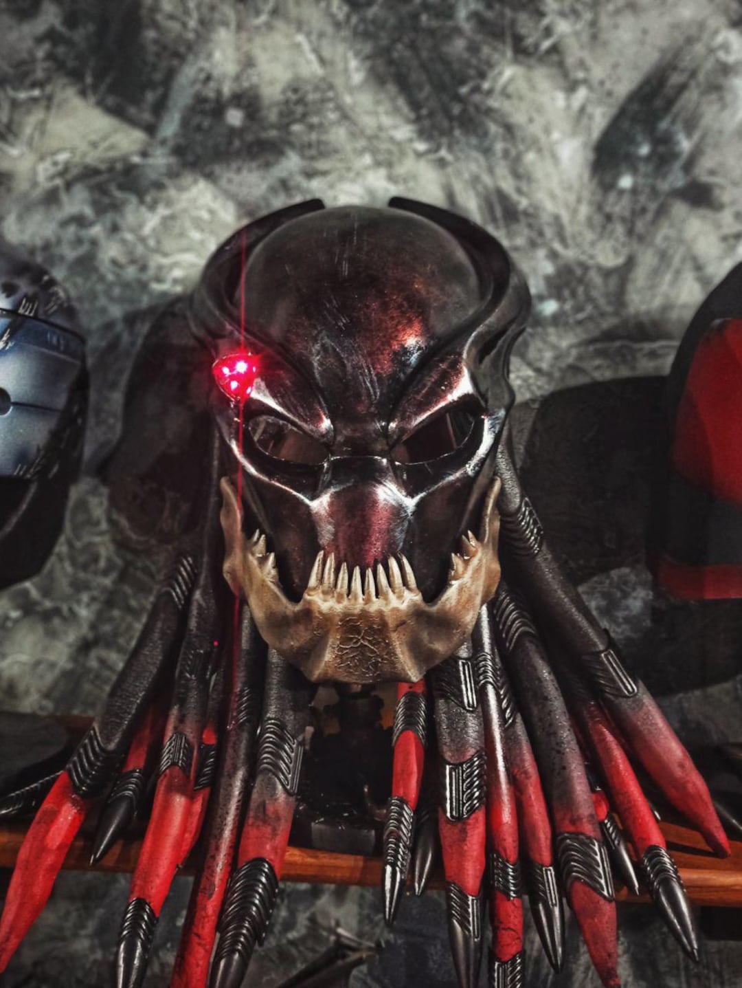 Berserker Predator Mask Files: Stand, Dreads Jewelry, 3D Print - Etsy
