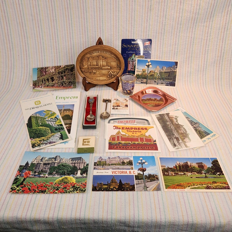 Vintage Empress Hotel Victoria British Columbia Canada Souvenir Lot ...