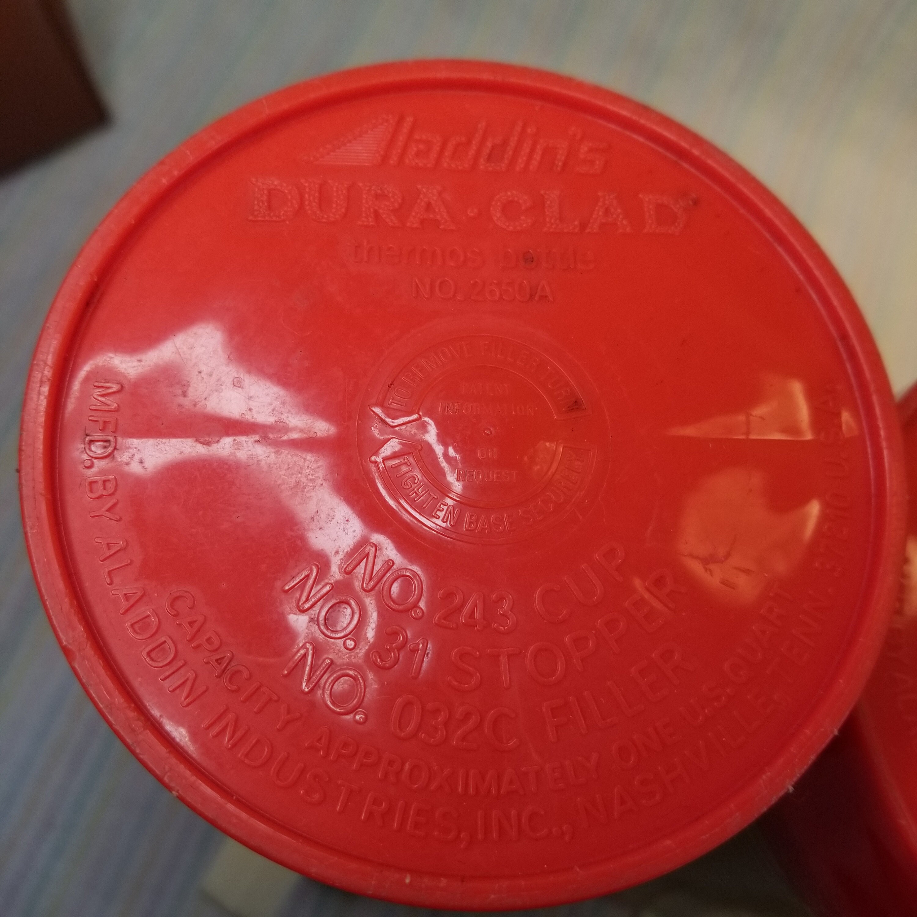 Vintage Aladdin Red White Dura-clad 2650A & Hy-lo WM1060P 1 Quart ...