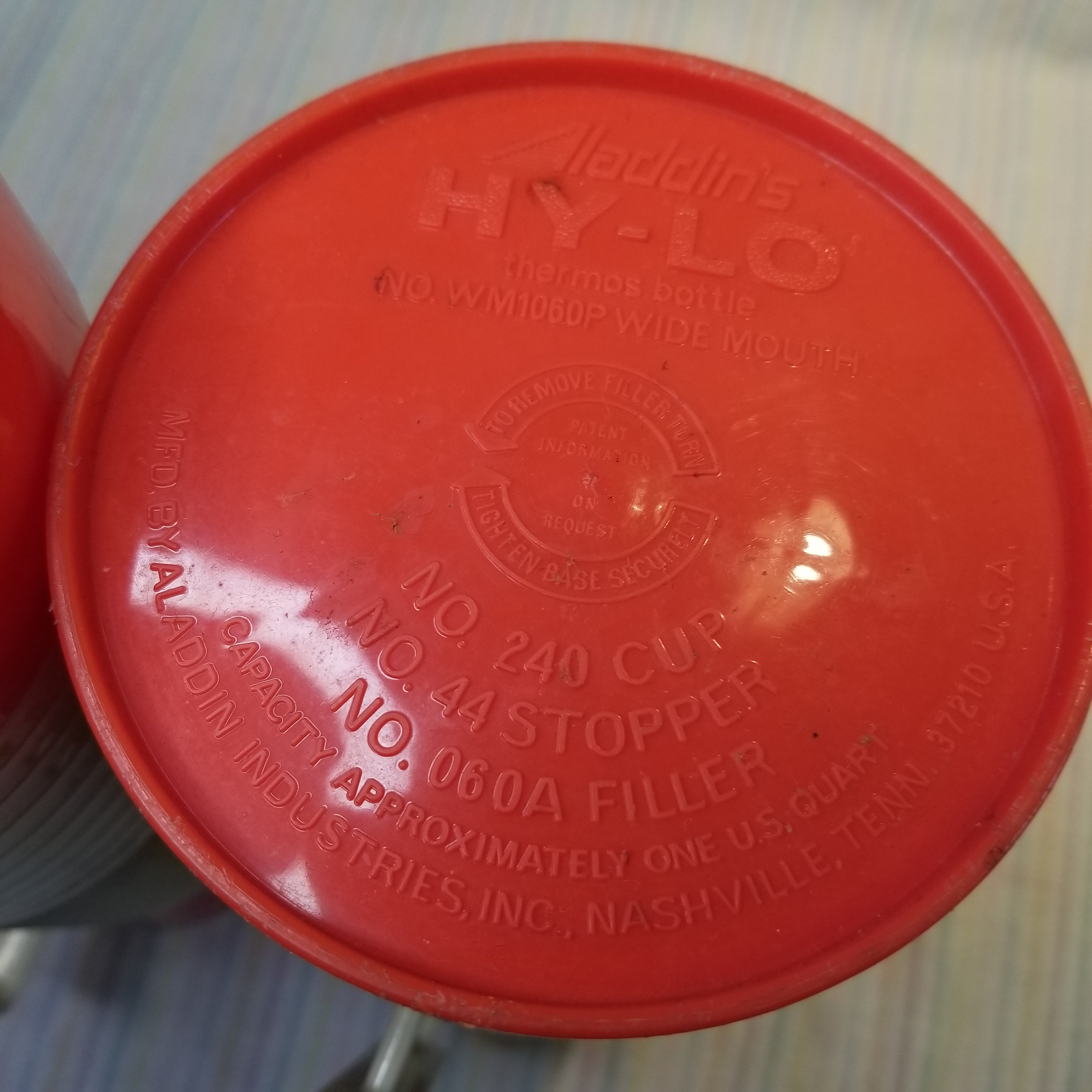 Vintage Aladdin Red White Dura-clad 2650A & Hy-lo WM1060P 1 Quart ...