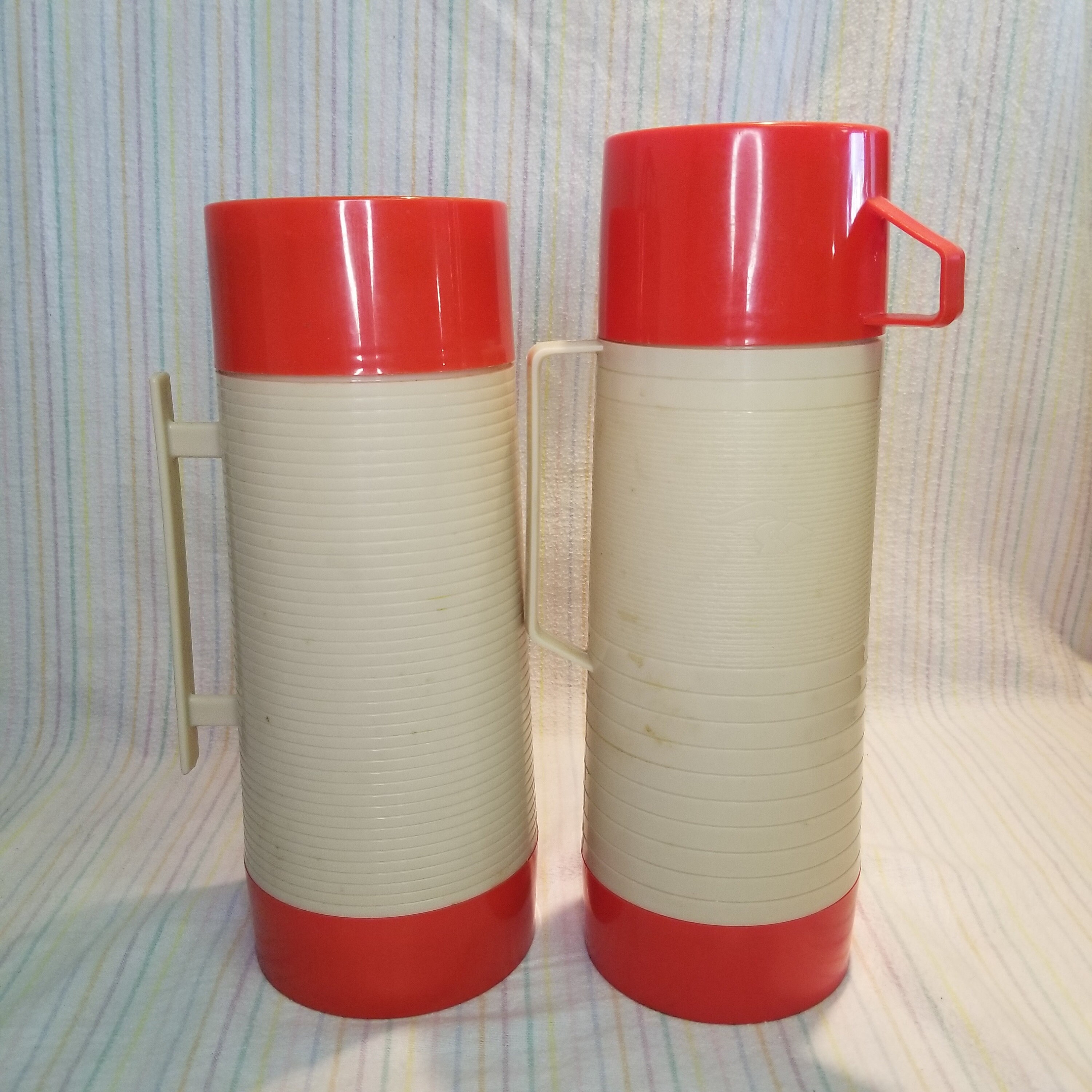 Vintage Aladdin Red White Dura-clad 2650A & Hy-lo WM1060P 1 Quart ...