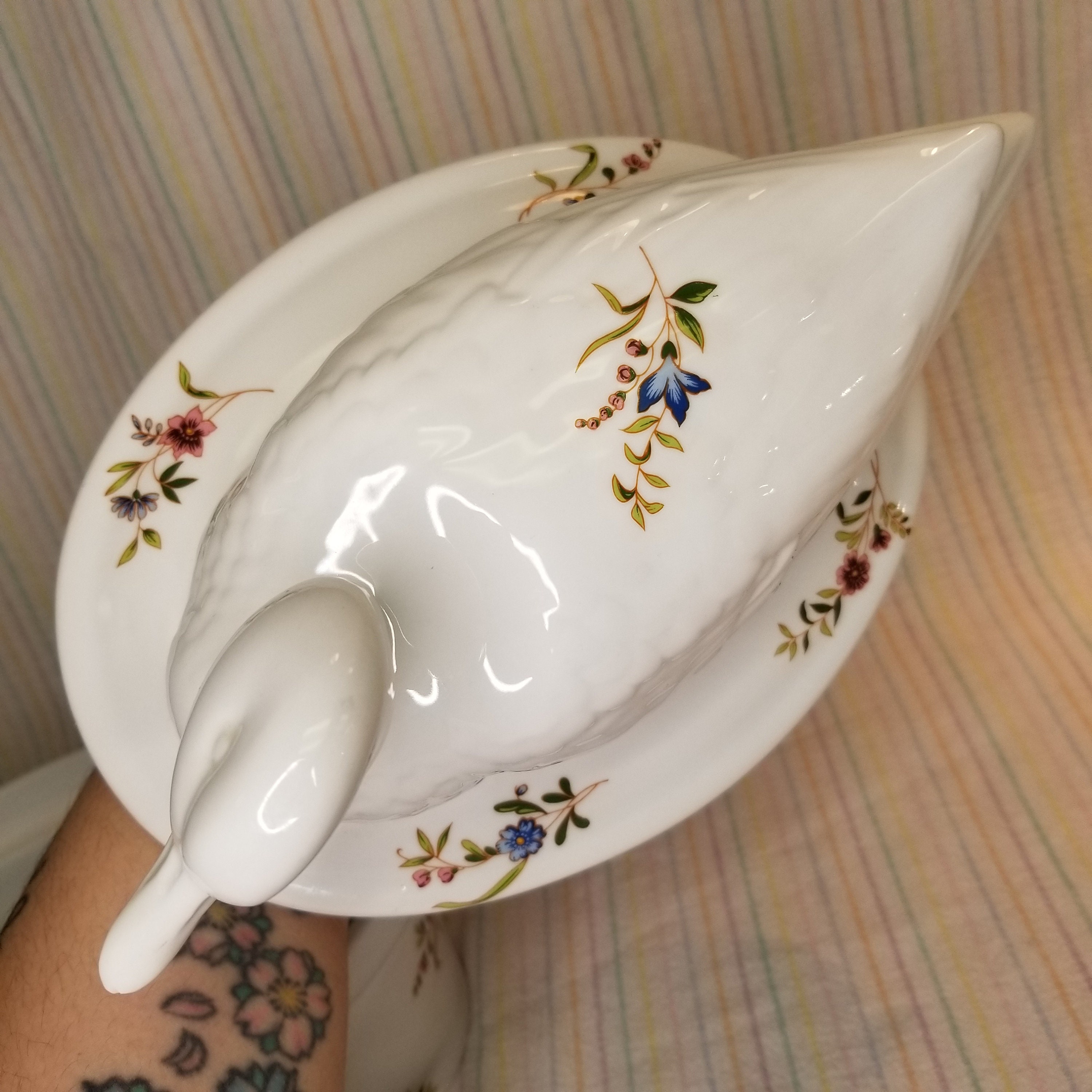 Oval Casserole Baking Dish Floral Duck Lid Floral Bakeware Made in ...