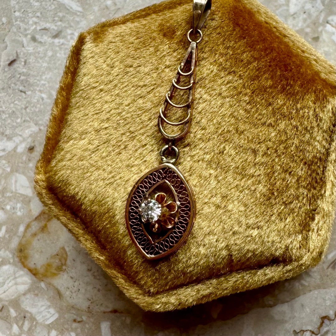 Antique Diamond Yellow Gold Lavalier Buttercup Pendant - Etsy