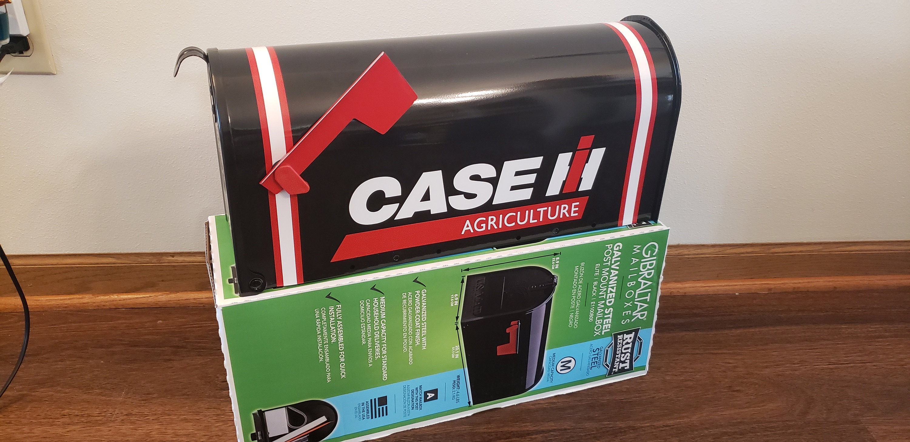 Custom Case International Tractor Mailbox - Etsy UK