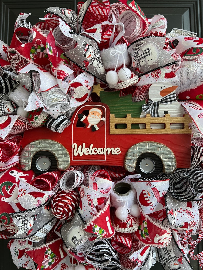 Santa Truck Wreath Santa Welcome Wreath Christmas Wreath - Etsy