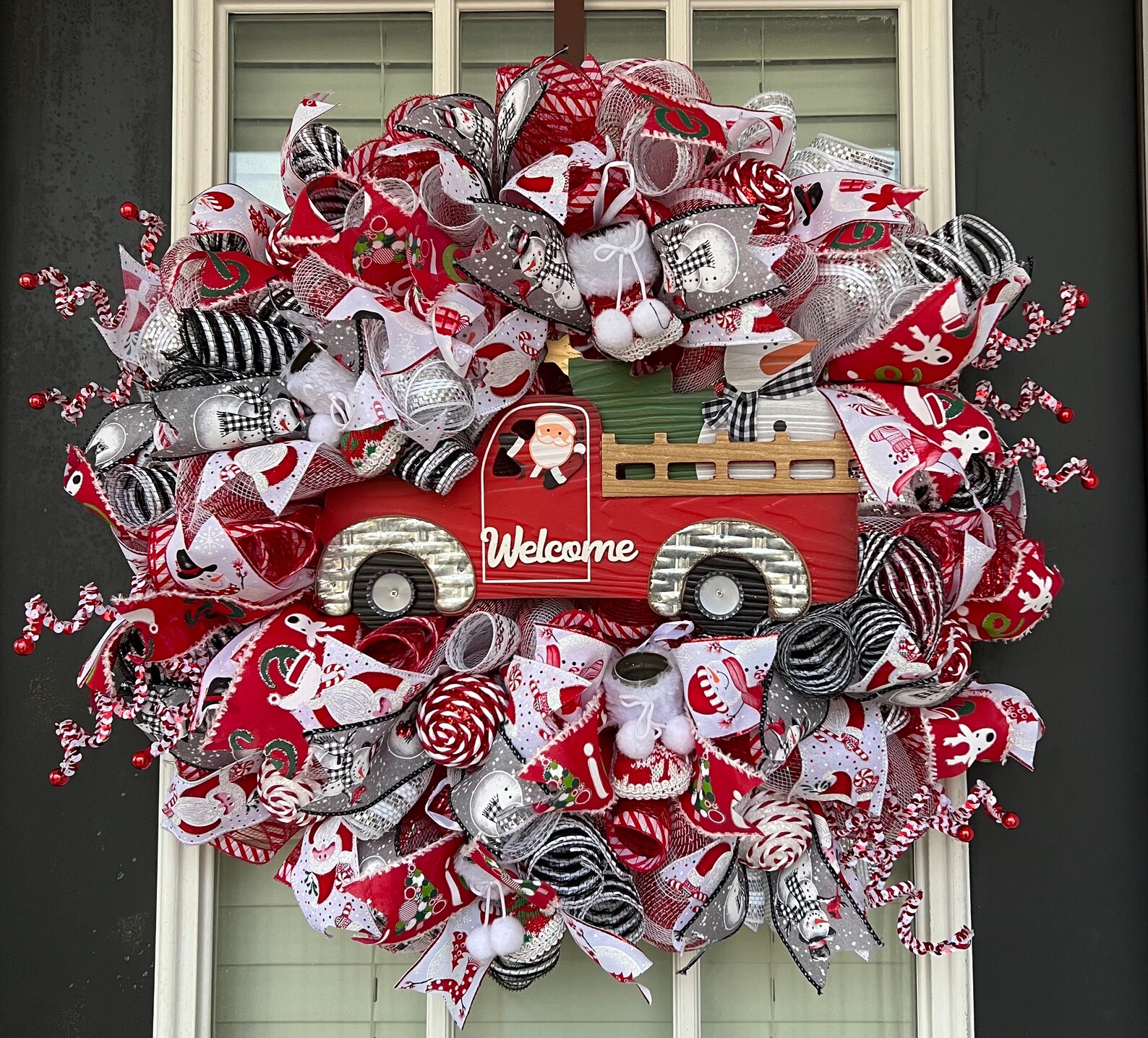 Santa Truck Wreath Santa Welcome Wreath Christmas Wreath - Etsy