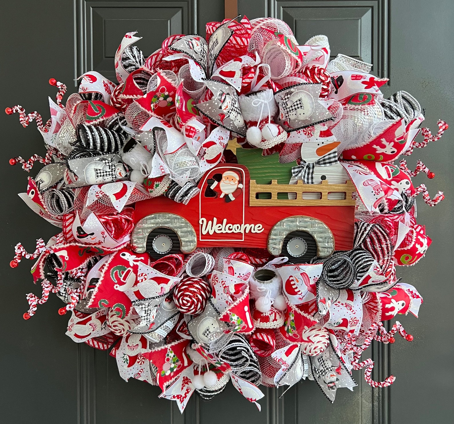 Santa Truck Wreath Santa Welcome Wreath Christmas Wreath - Etsy